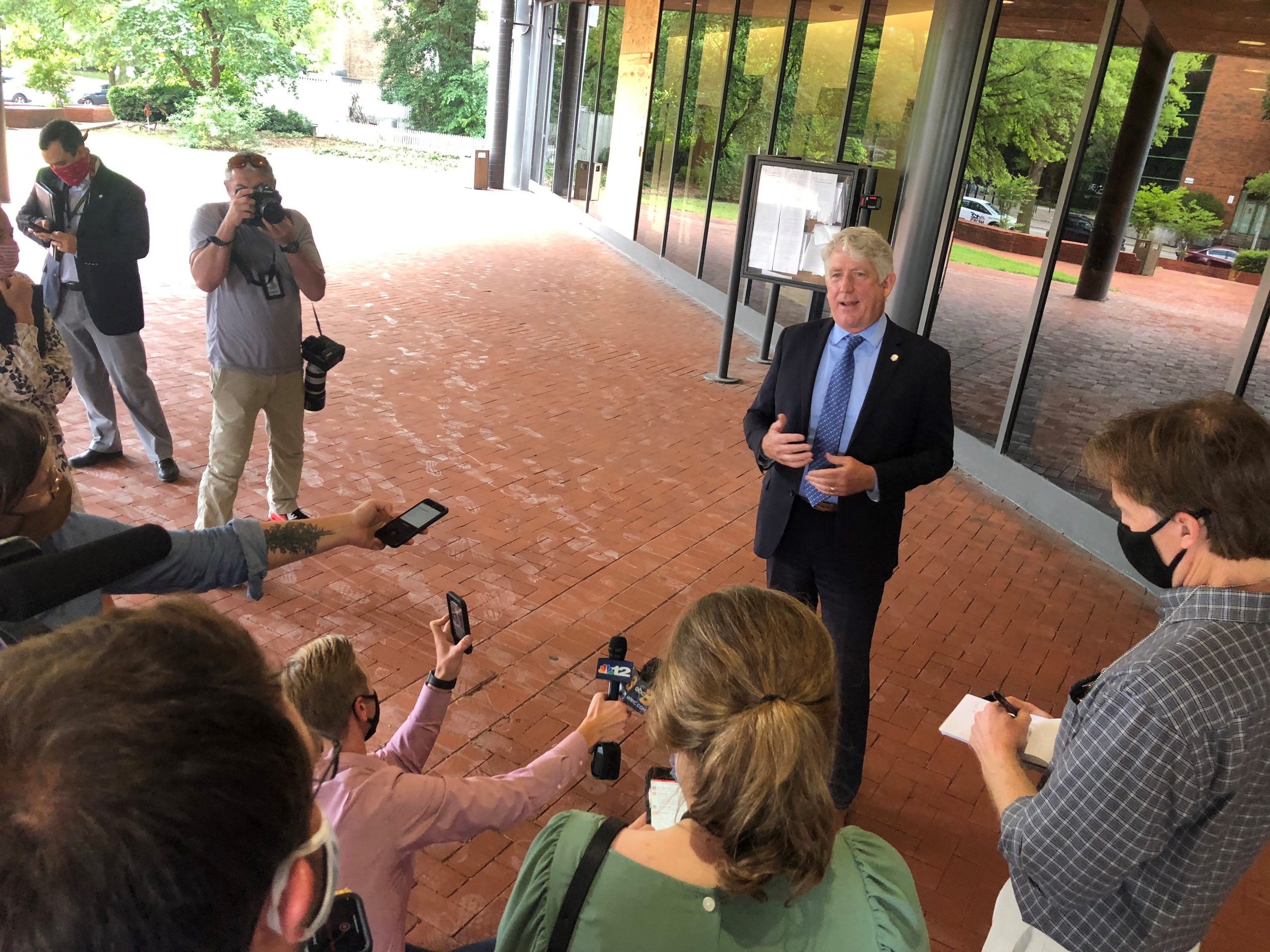 Fundraising Numbers Bring Virginia Attorney General Race Into Focus ...