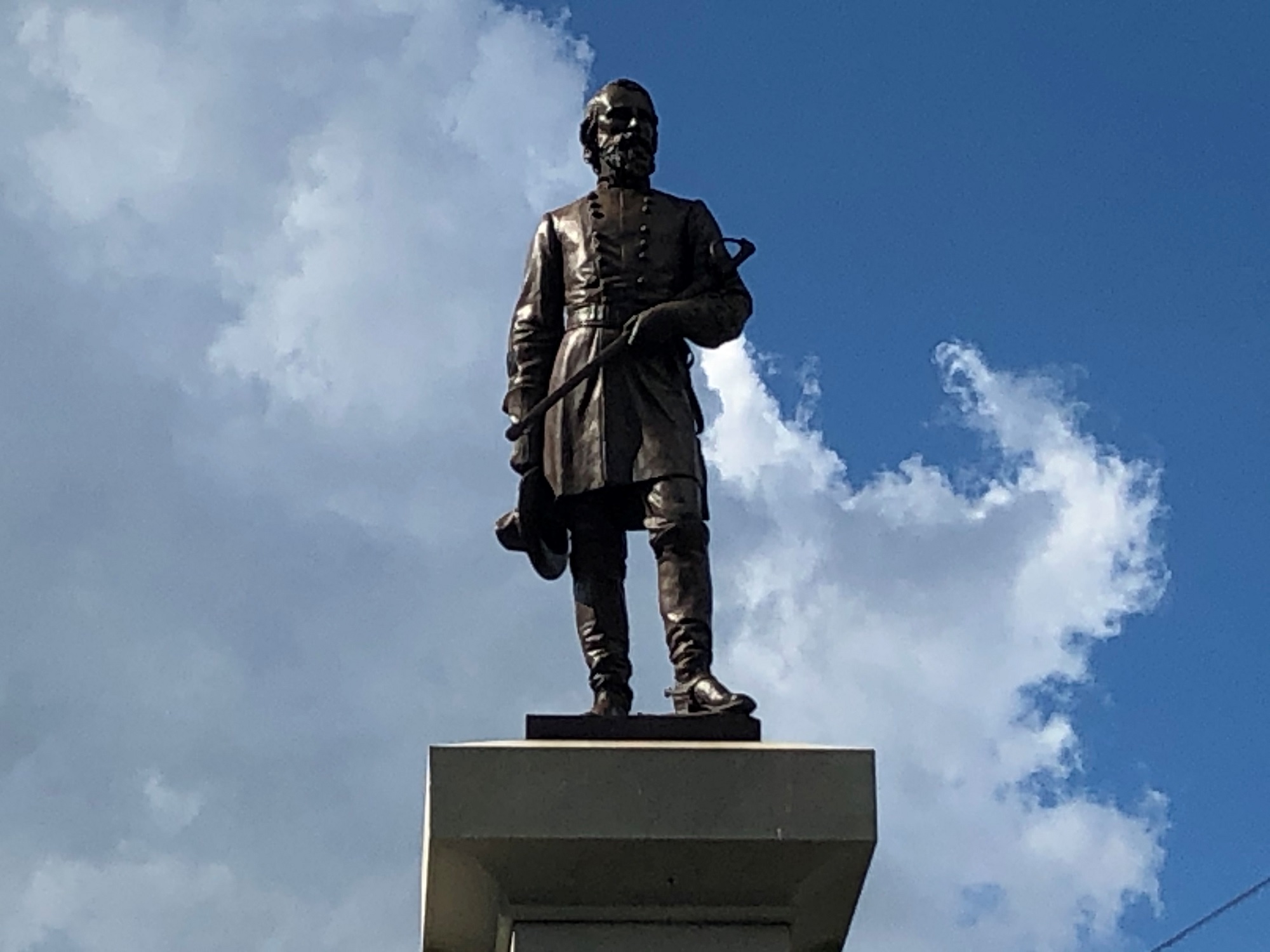 Virginia Judge at Heart of Monument Takedown Fight Linked to College Op ...