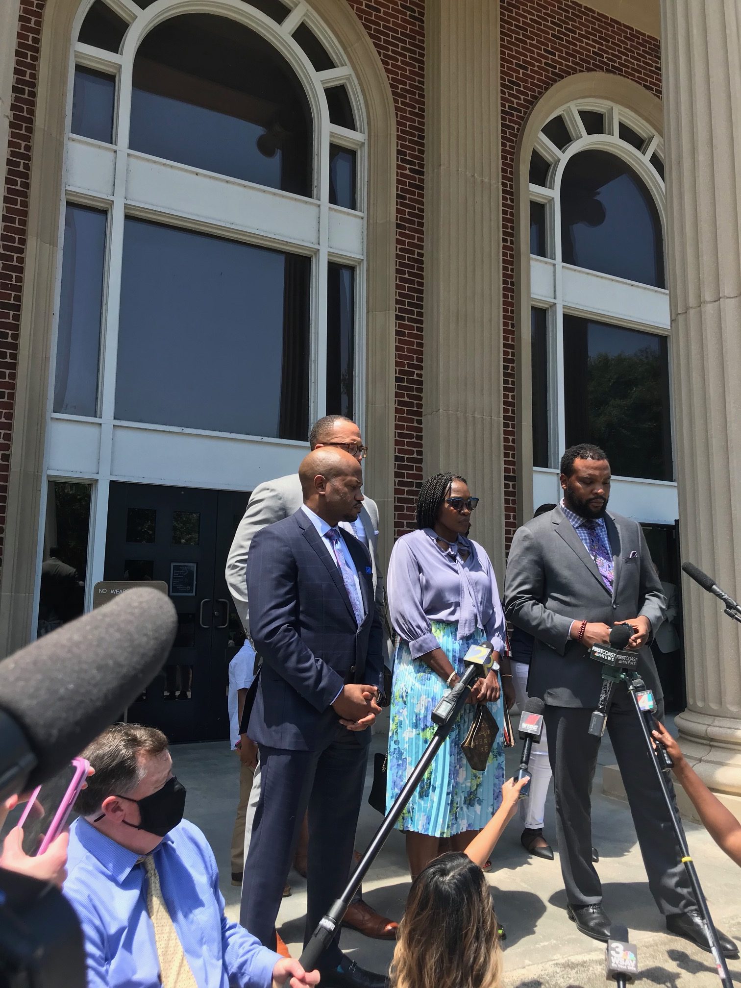 Majority-white jury chosen in Georgia trial over Ahmaud Arbery’s killing | Courthouse News Service