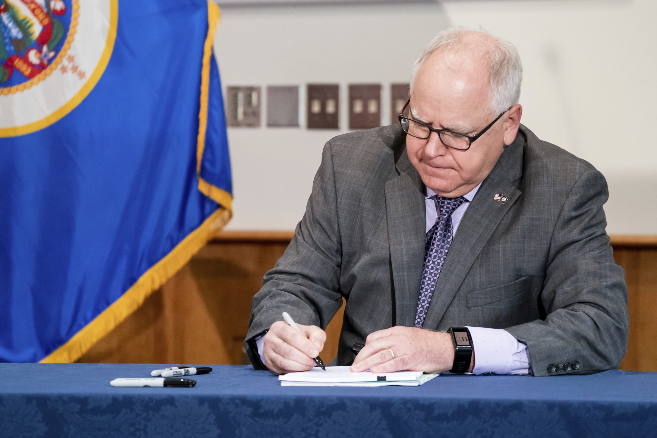 Top Minnesota Officials at Odds Over Pardons | Courthouse News Service