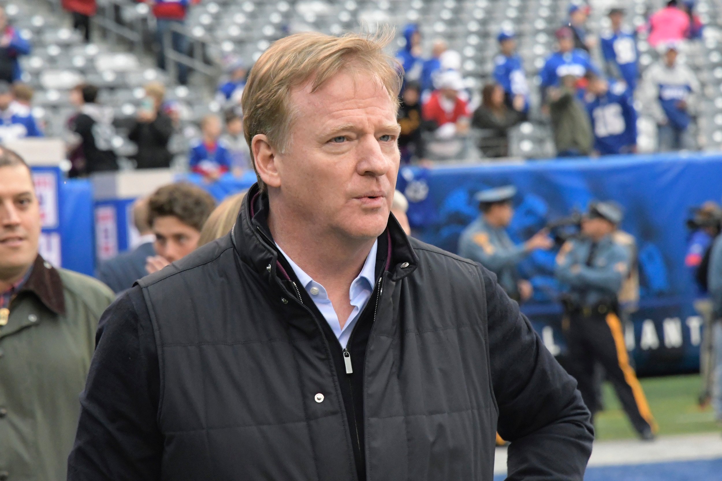 Congress urges Washington Football Team to lift NDAs | Courthouse News ...