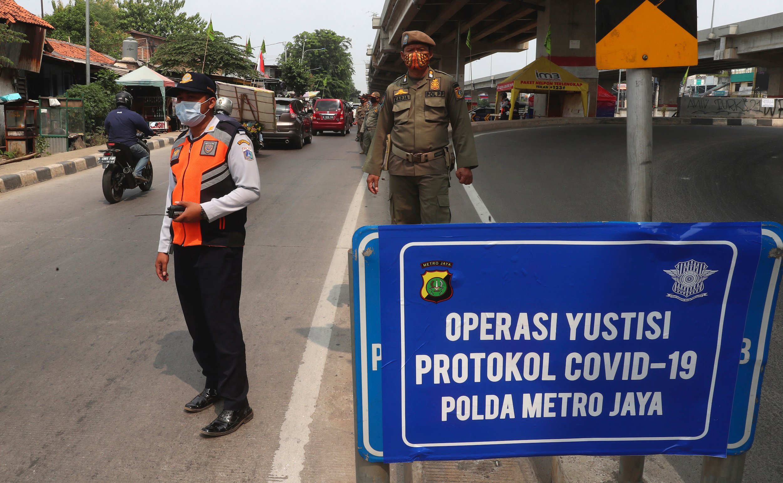 Chinese Death-Row Inmate Digs Tunnel to Escape Indonesian Jail ...