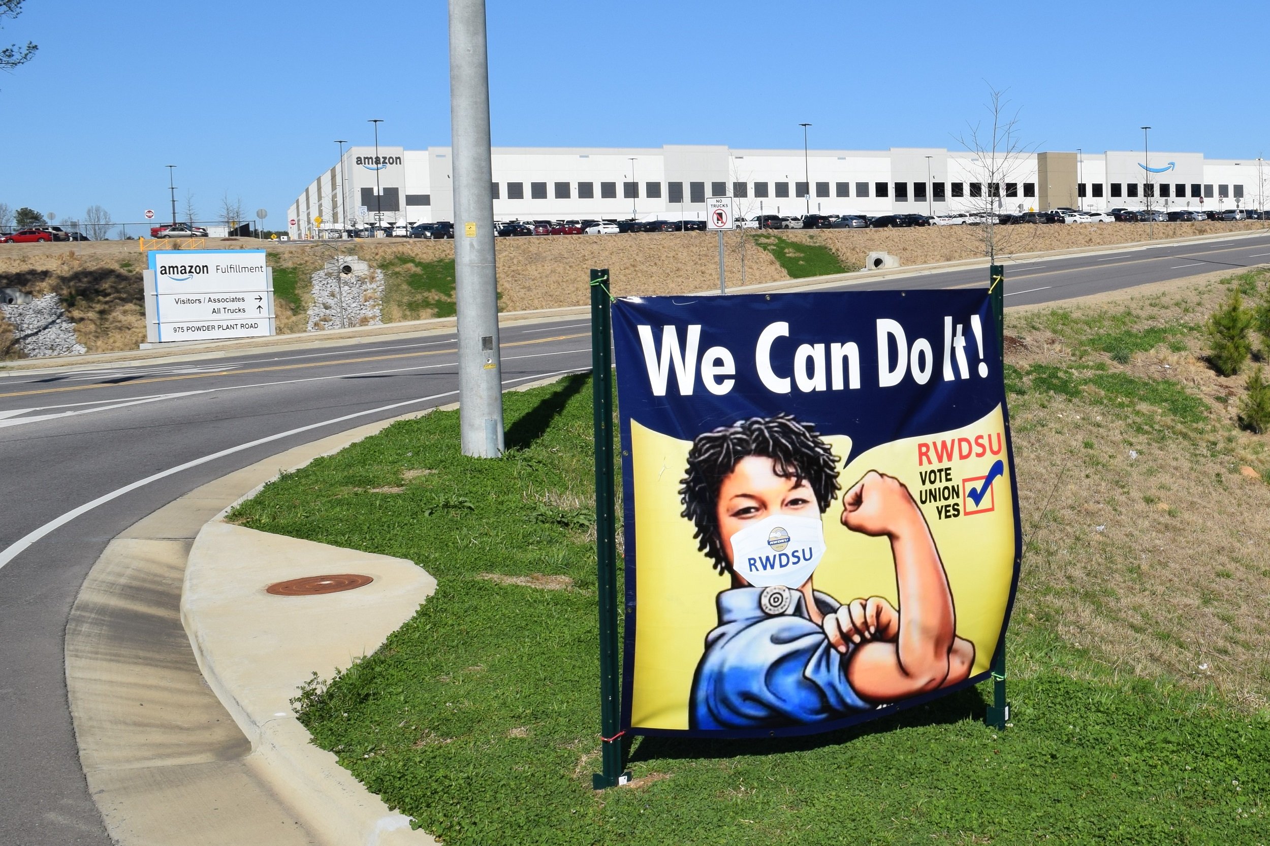 Stacey Abrams Becomes Icon in Union Drive at Alabama Amazon Plant ...