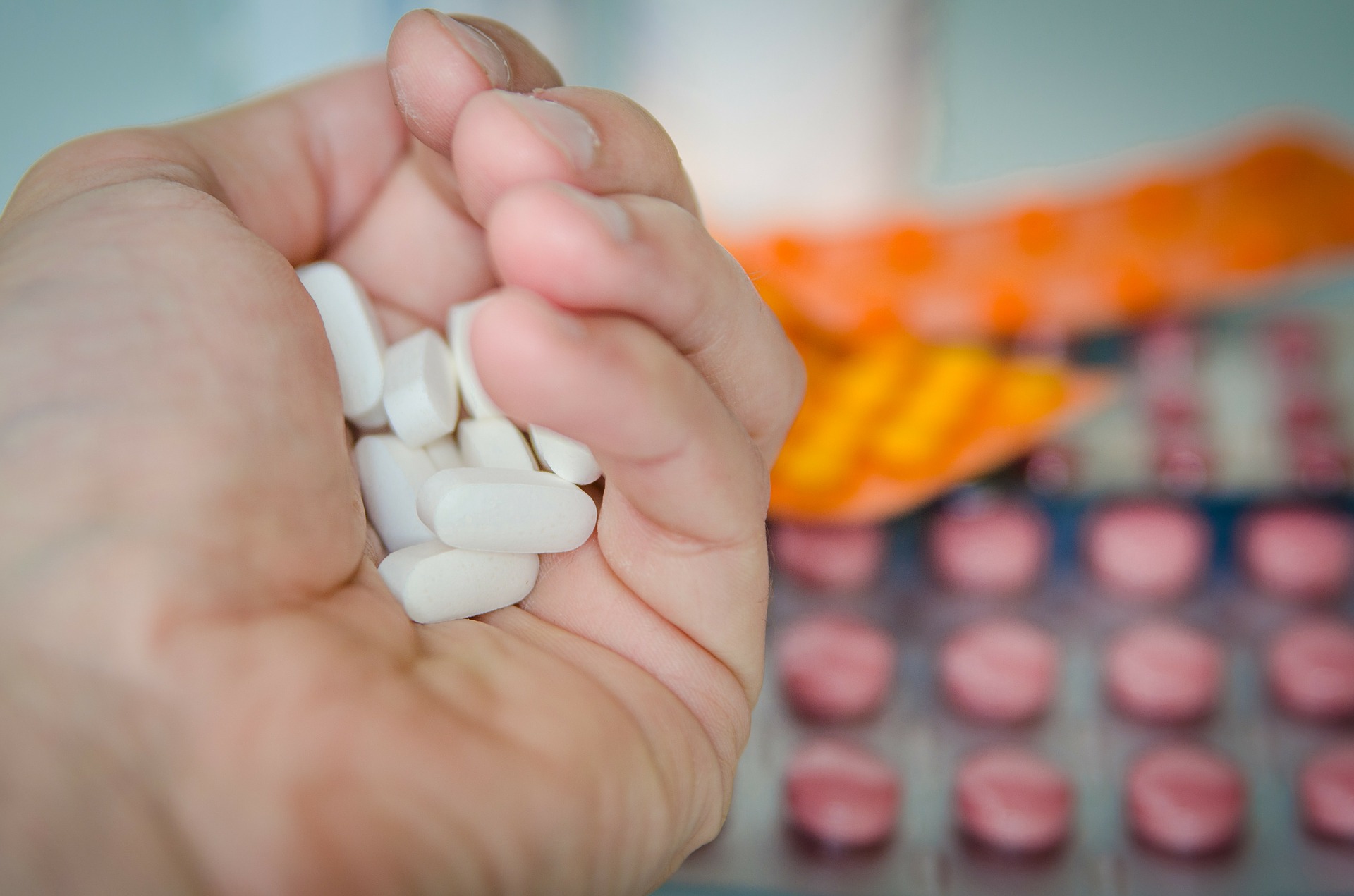 Express Scripts sues FTC over report blaming pharmacy middlemen for ...