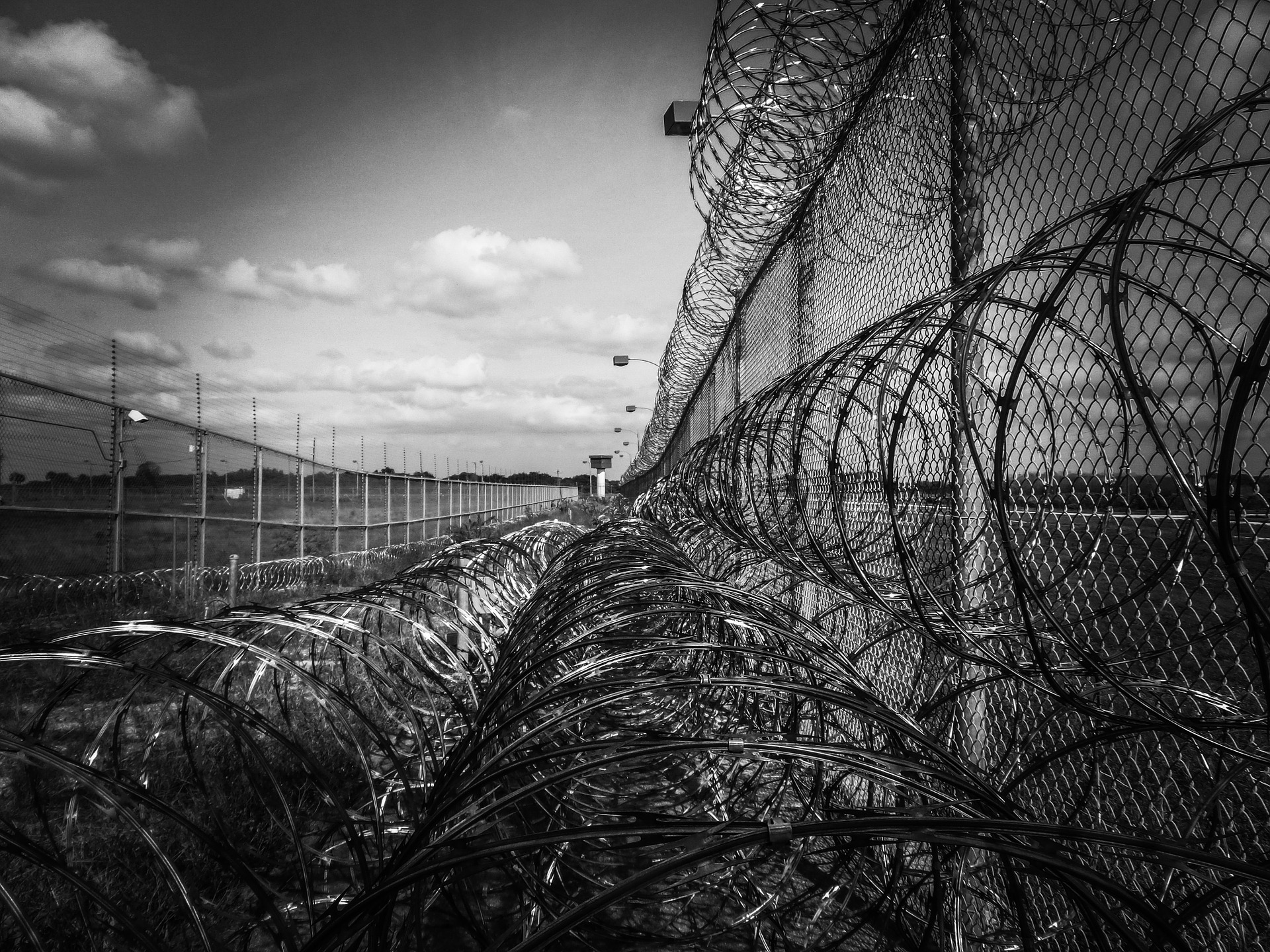 Unsecured weapons in prison | Courthouse News Service