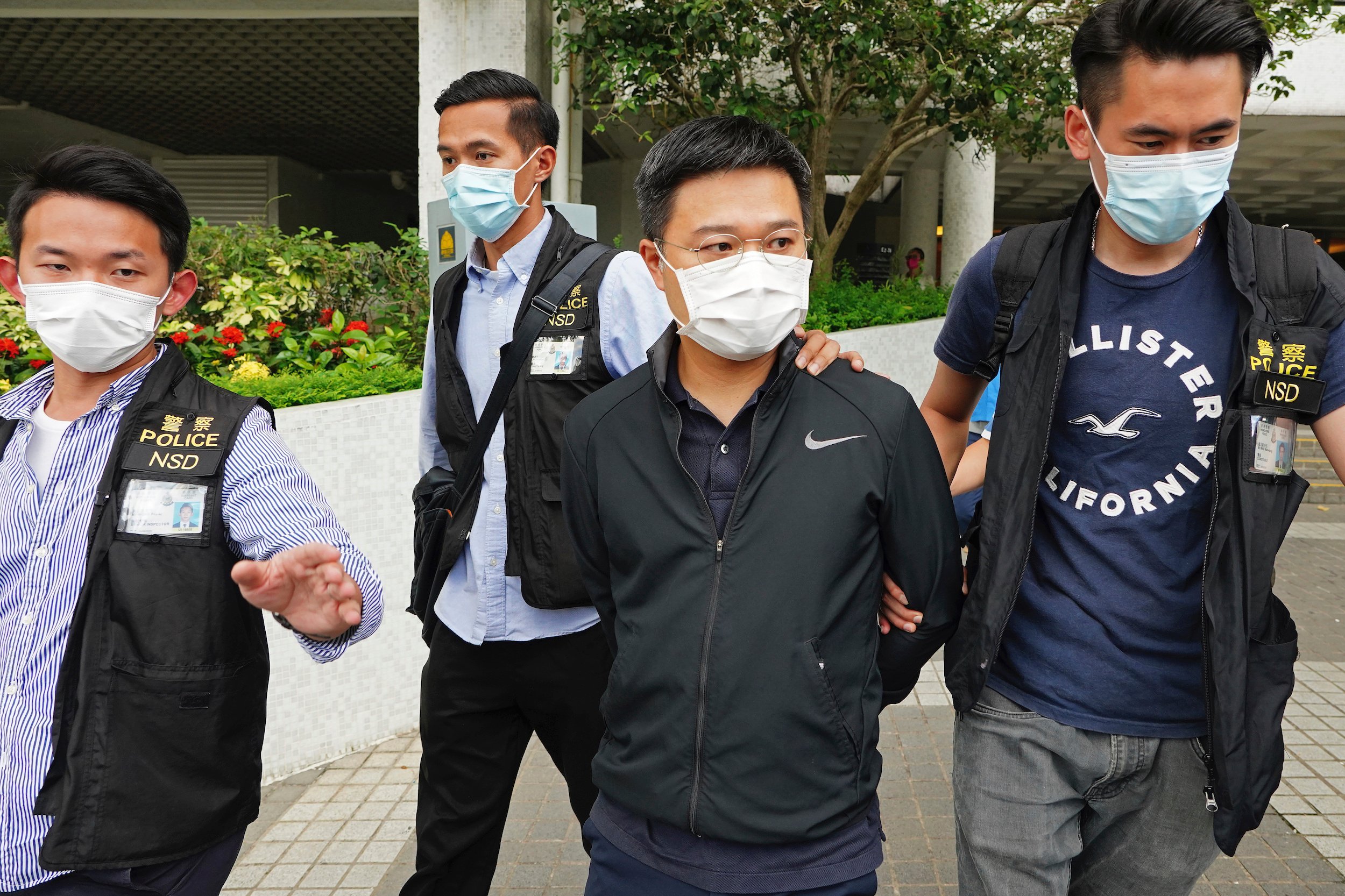 Editors Of Hong Kong Newspaper Arrested Under Security Law Courthouse