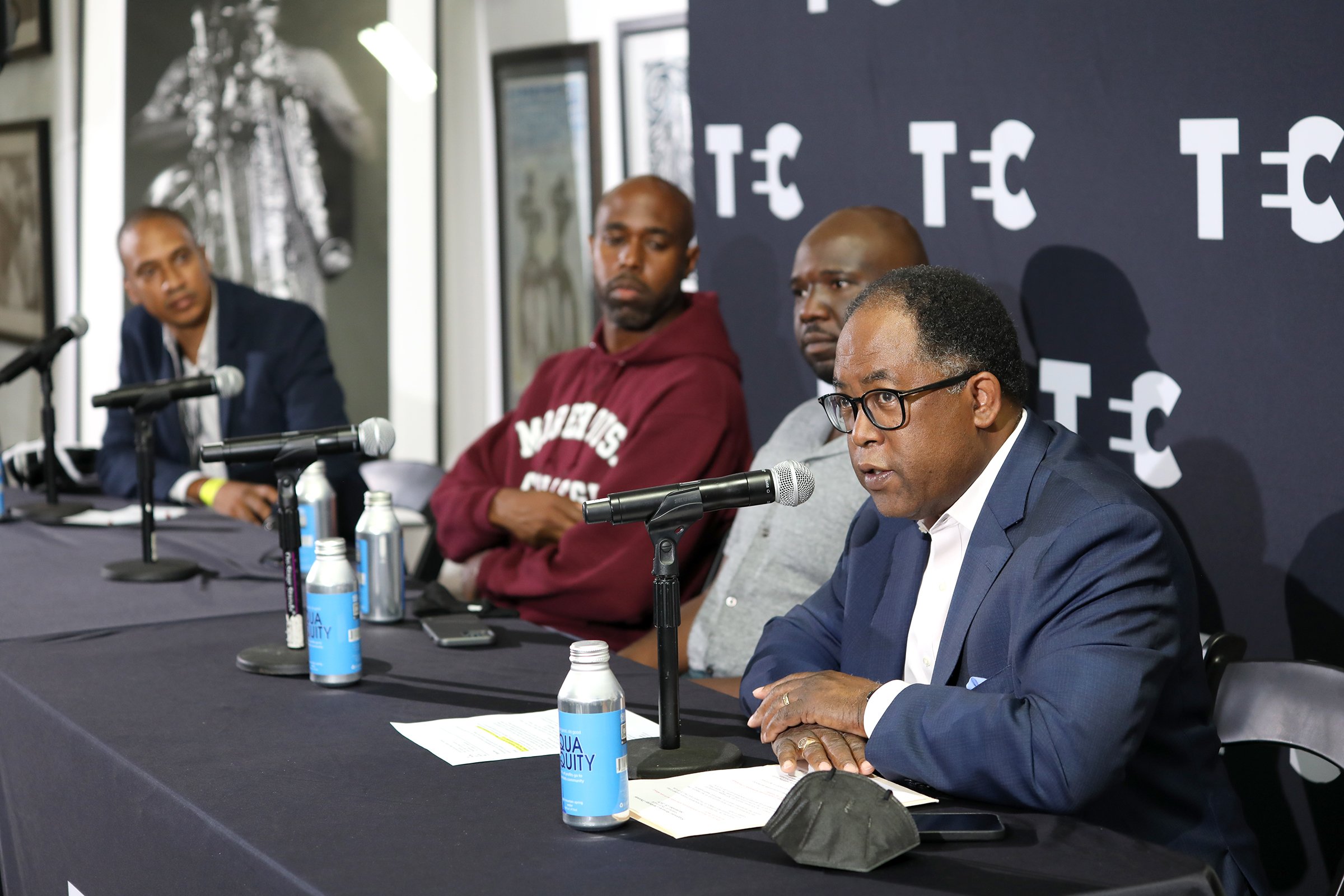 Former USC dean agrees to plead guilty to bribery scheme with LA city ...