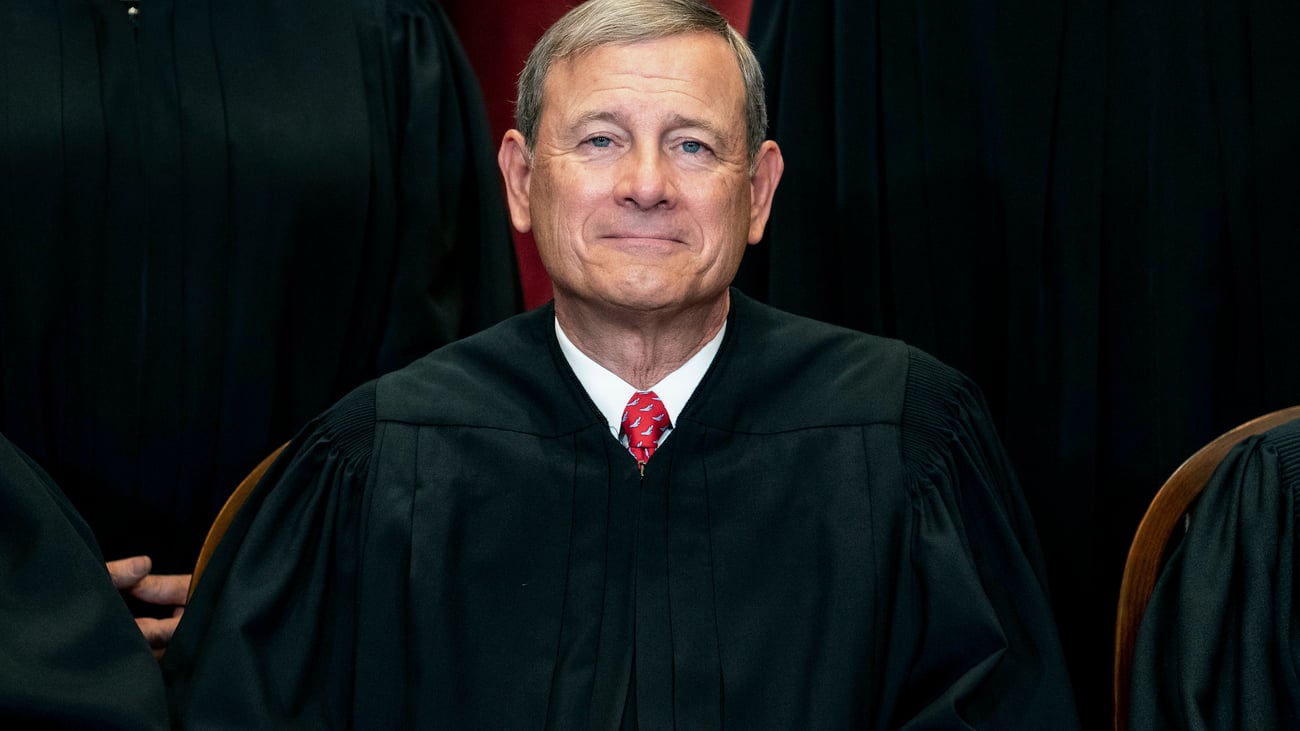 SCOTUS, streaming: Roberts mum on media requests to broadcast opinions ...