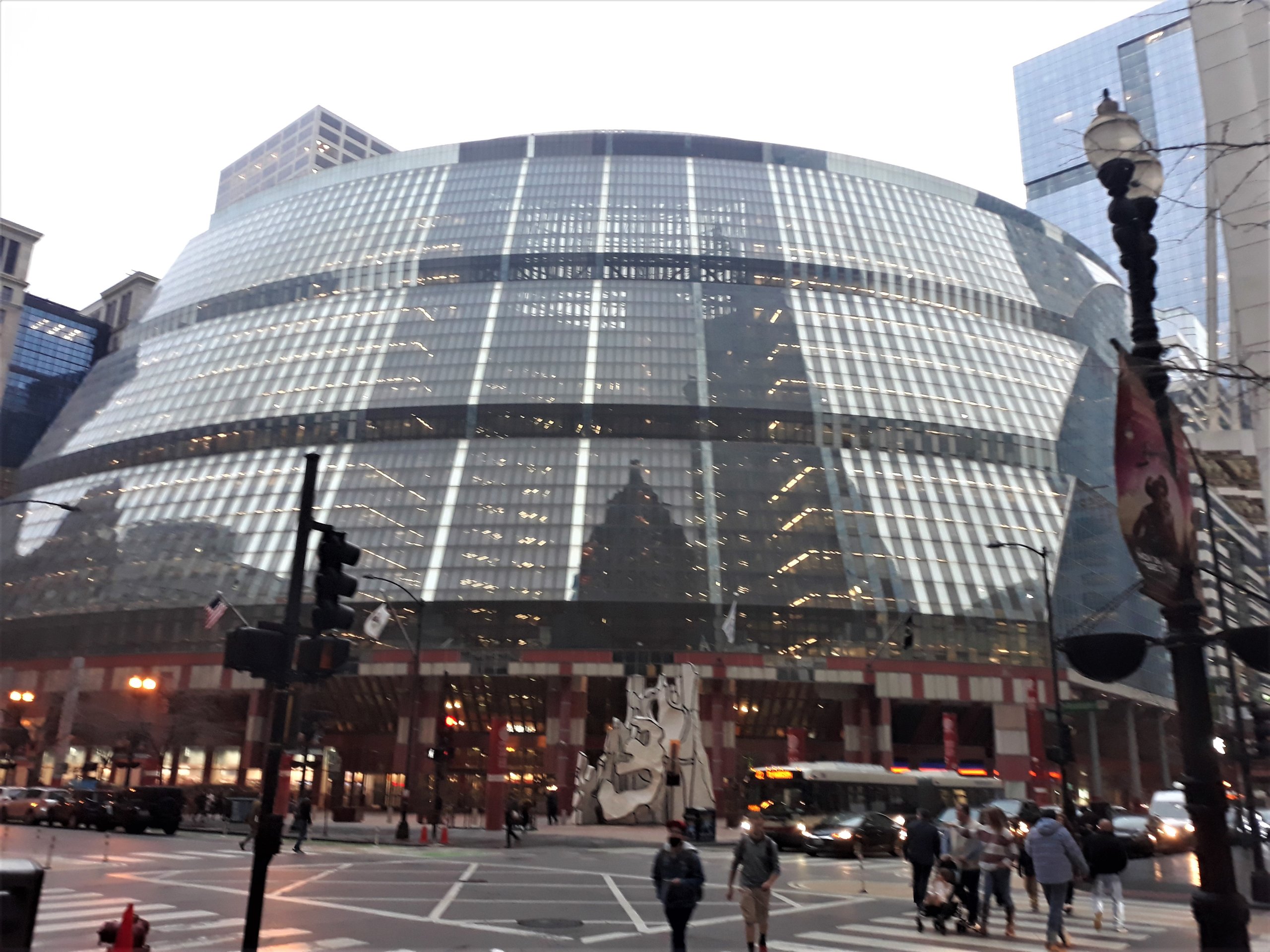 Google to acquire iconic Chicago building in $105 million sale ...
