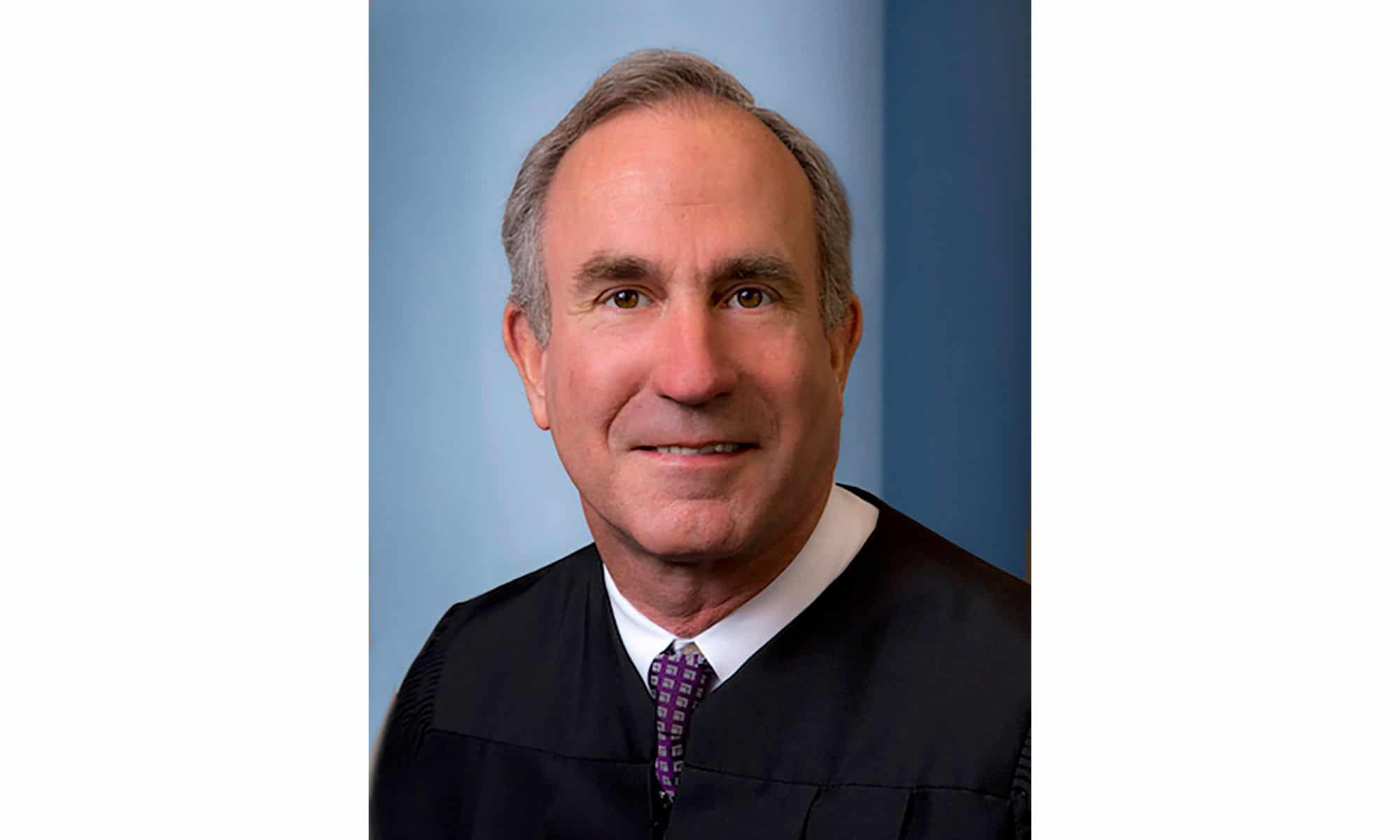 Senior member of Iowa Supreme Court retires after 16 years | Courthouse ...