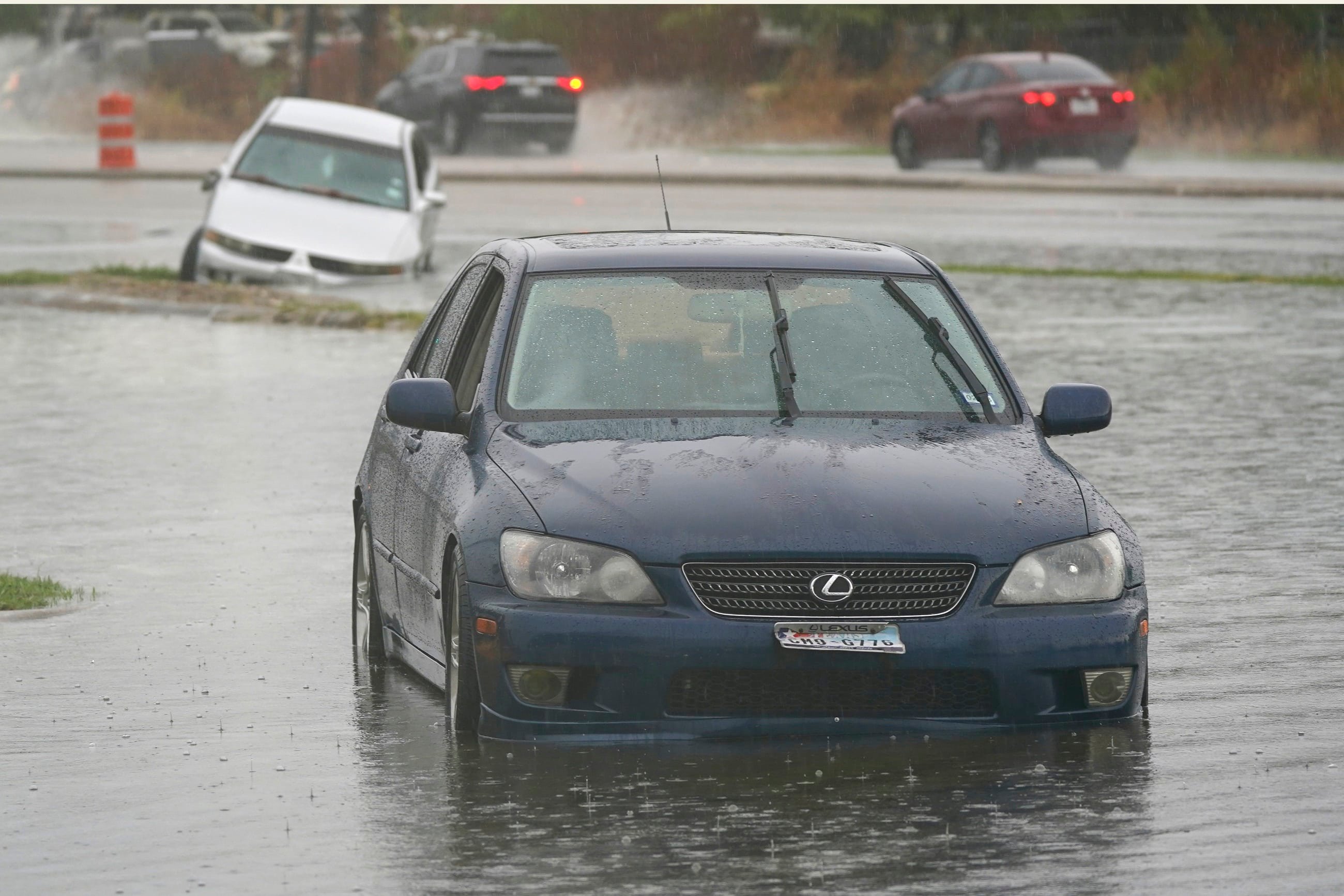 Dallas hit by flash floods as storm moves east | Courthouse News Service