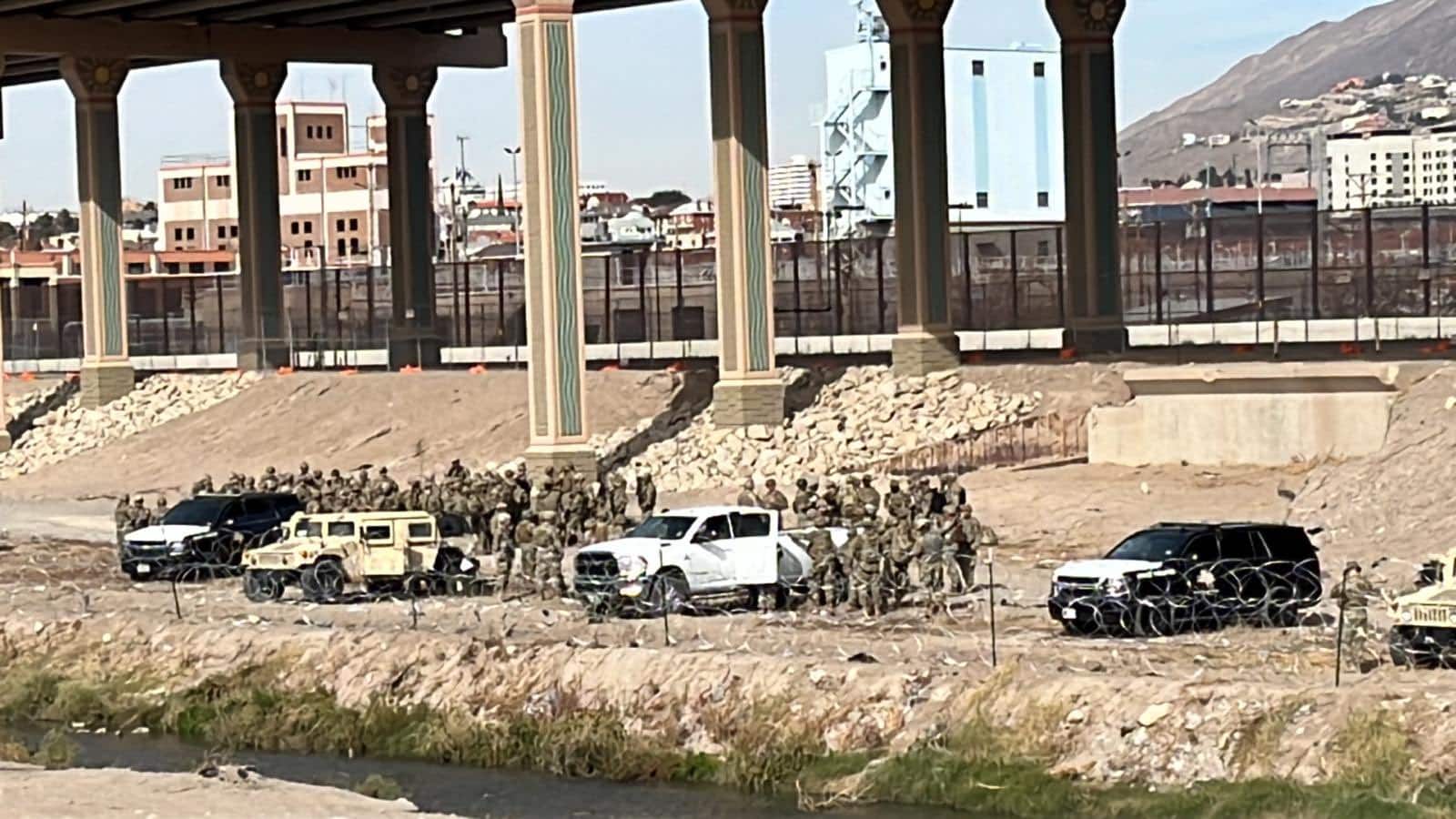 Judge orders feds to stop interfering with Texas razor wire border ...