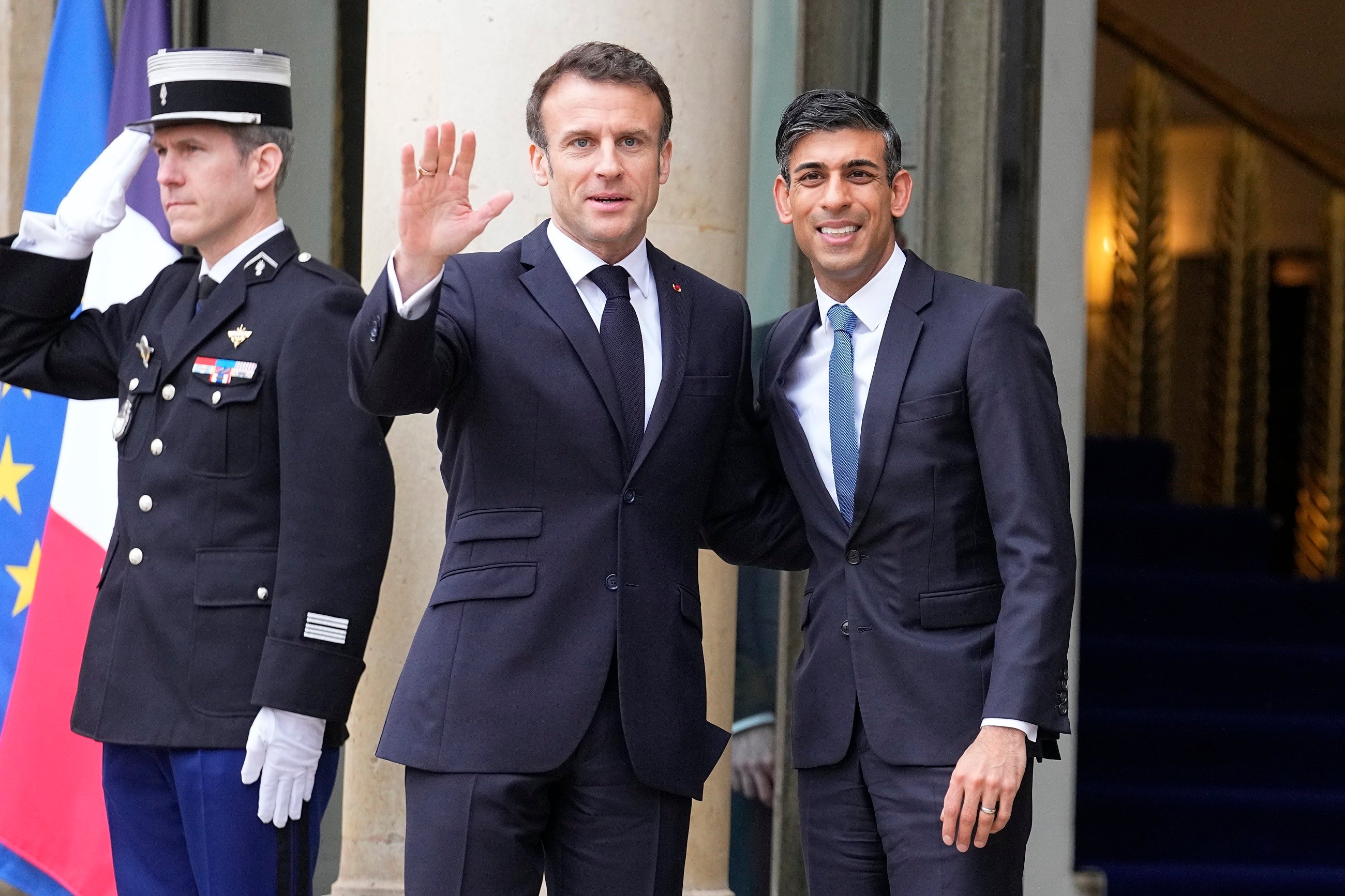 Sunak meets Macron to resolve UK-France refugee tensions | Courthouse ...