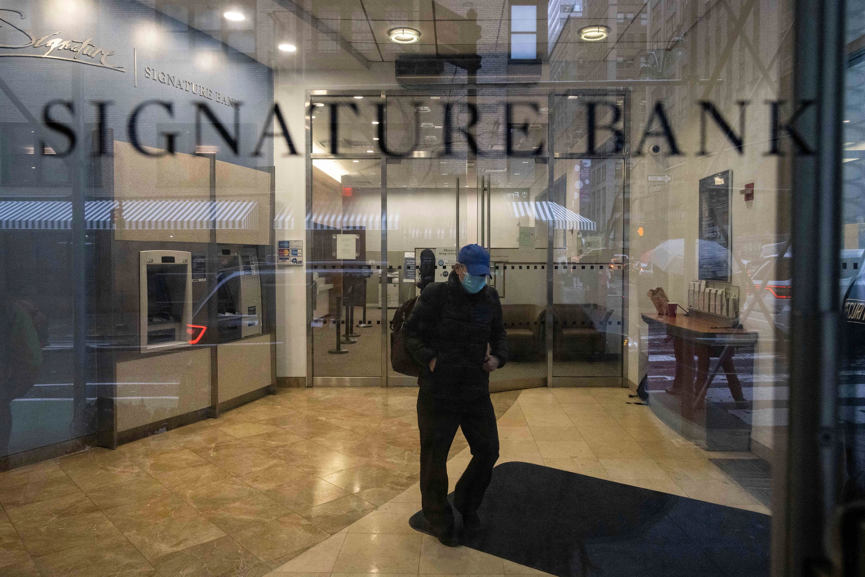 Signature Bank sued for fraud following FDIC takeover | Courthouse News ...