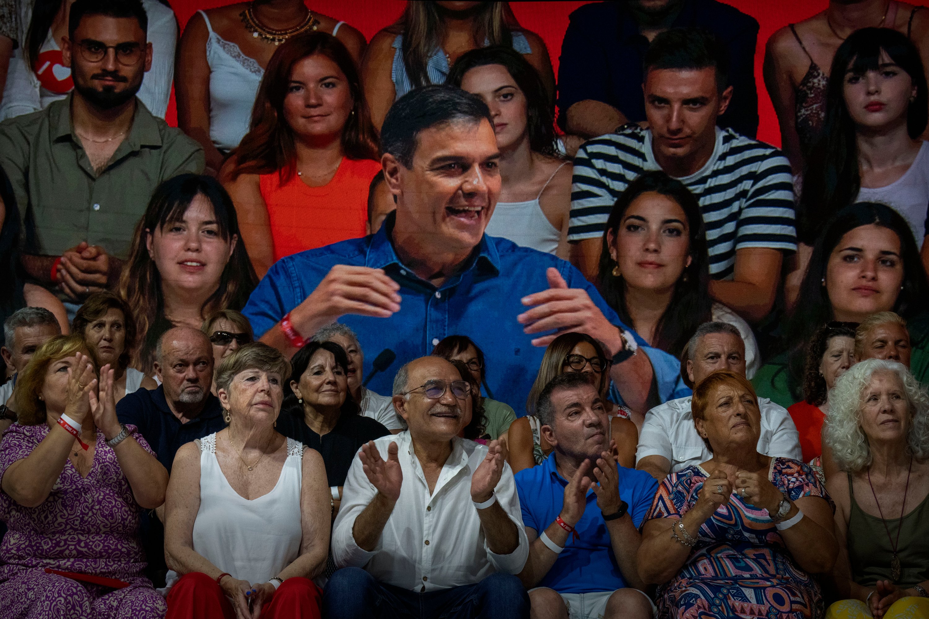 Popular Party, far-right Vox smell victory in Spanish national ...