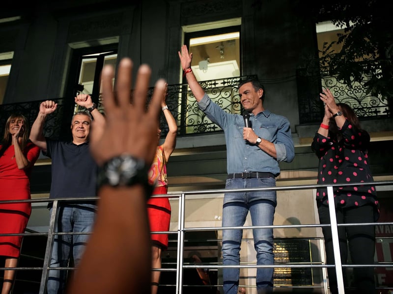 Spanish twist: Right wing fails, Sánchez eyes coalition of left ...