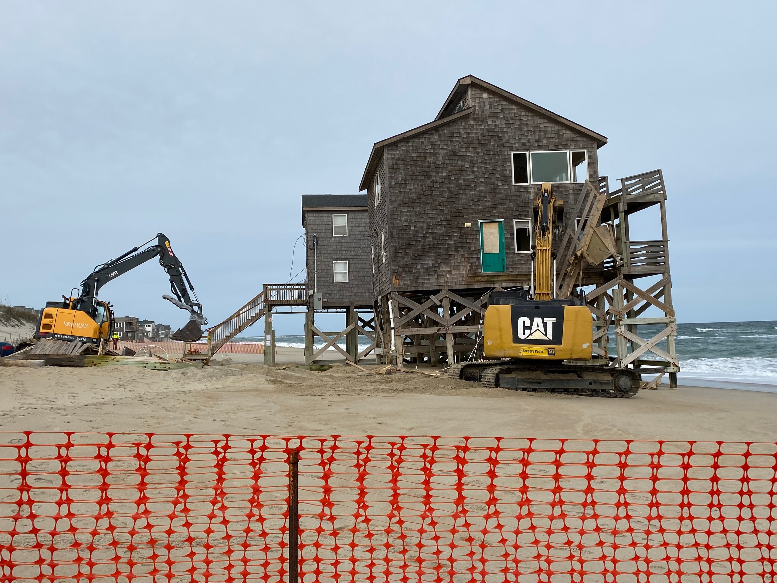 New study suggests electrified sand could be a game changer for ...