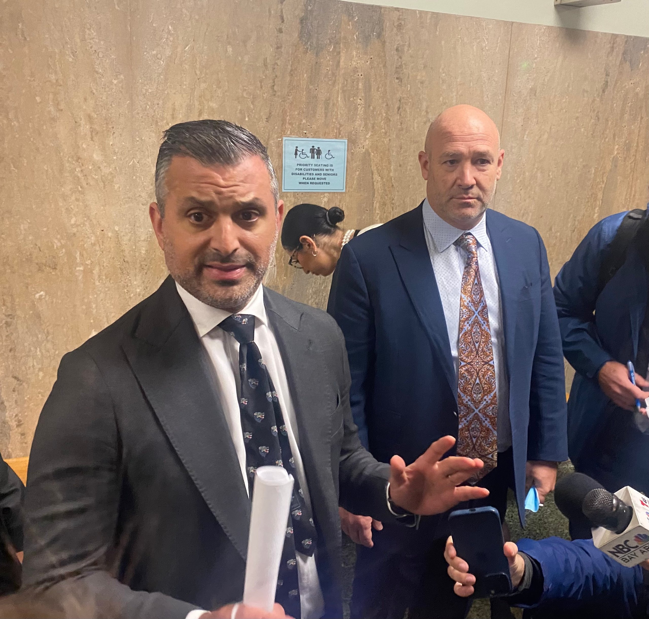 Jury sees footage seemingly showing Bob Lee using knife to do drugs in ...