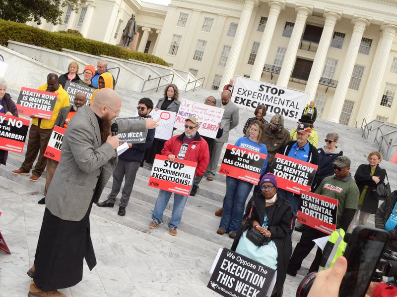 Dissent rises against looming ‘experimental’ execution | Courthouse ...