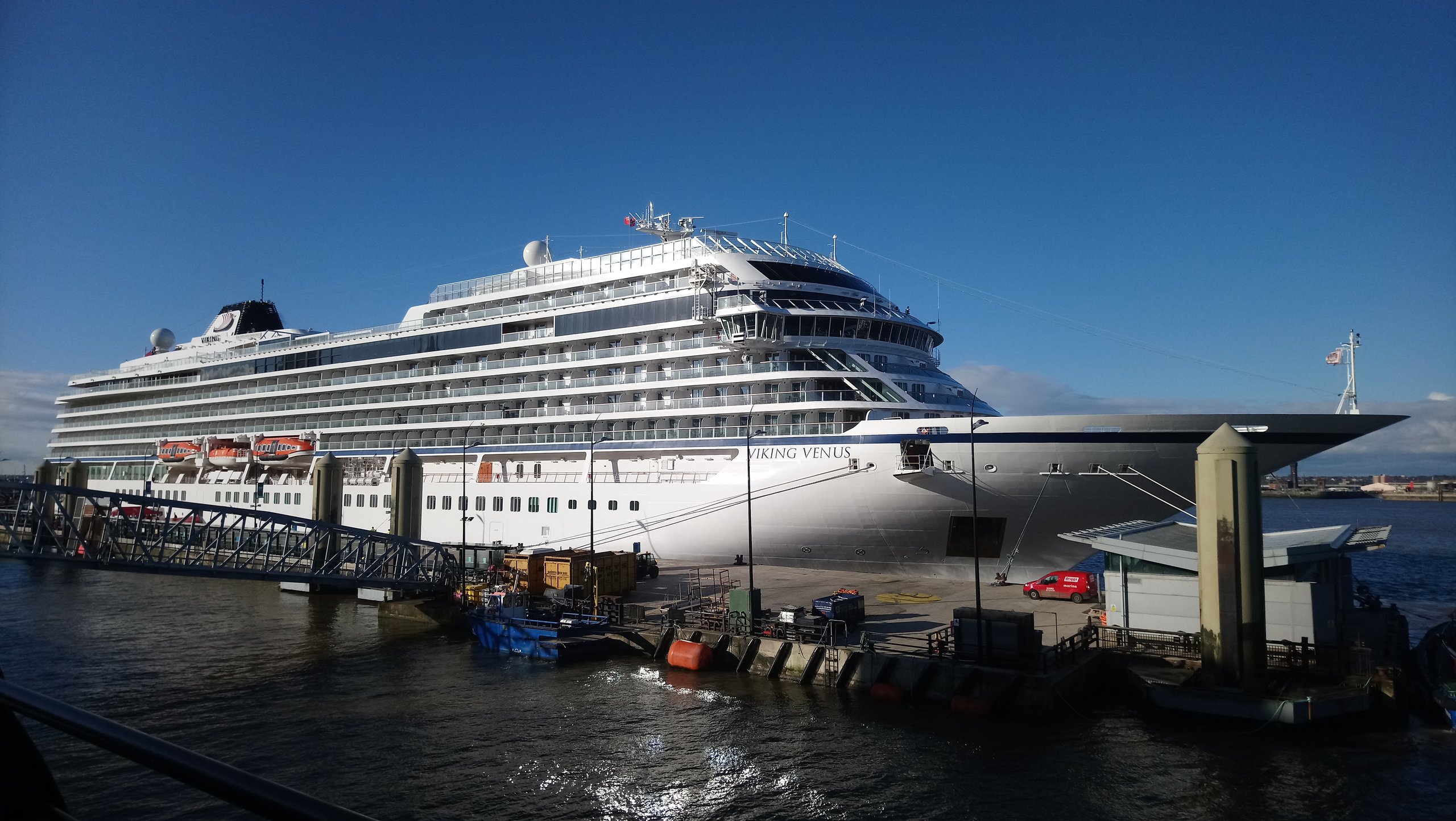 Swiss company rightly controls Mississippi River cruise ship, Second ...