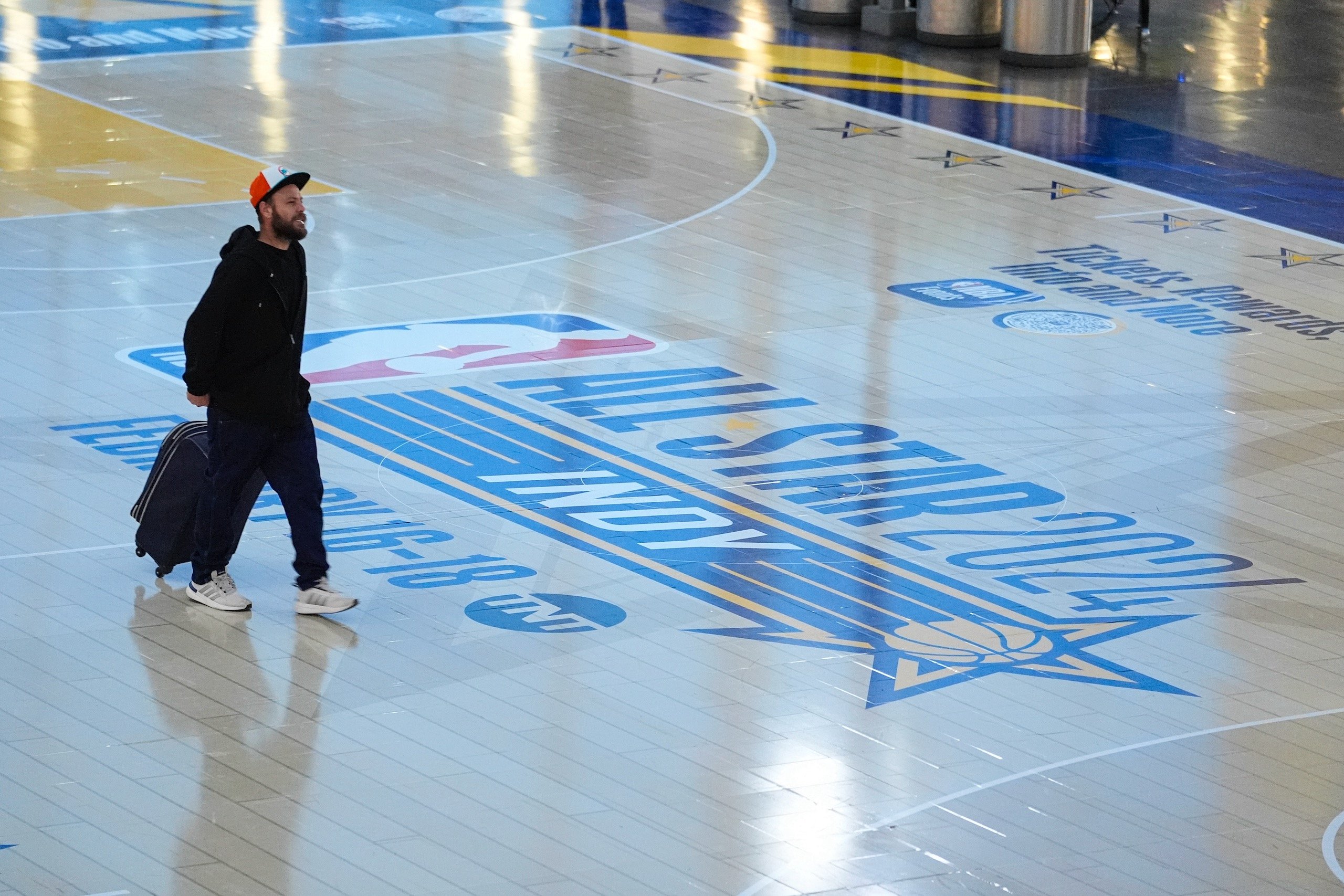NBA set to play on an LED glass court for some All-Star weekend events ...