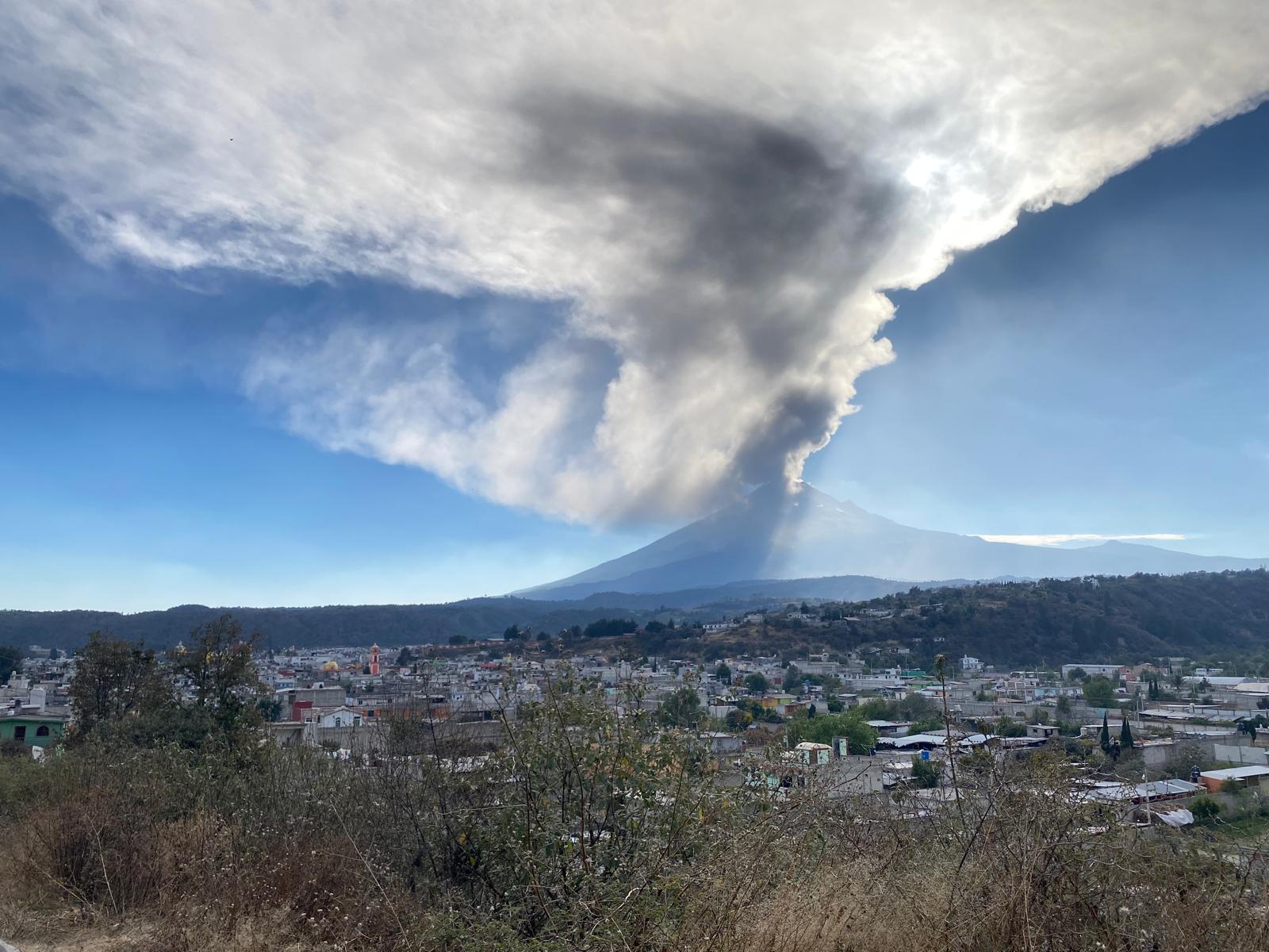 Town unites to celebrate Mexico’s most active volcano despite ...