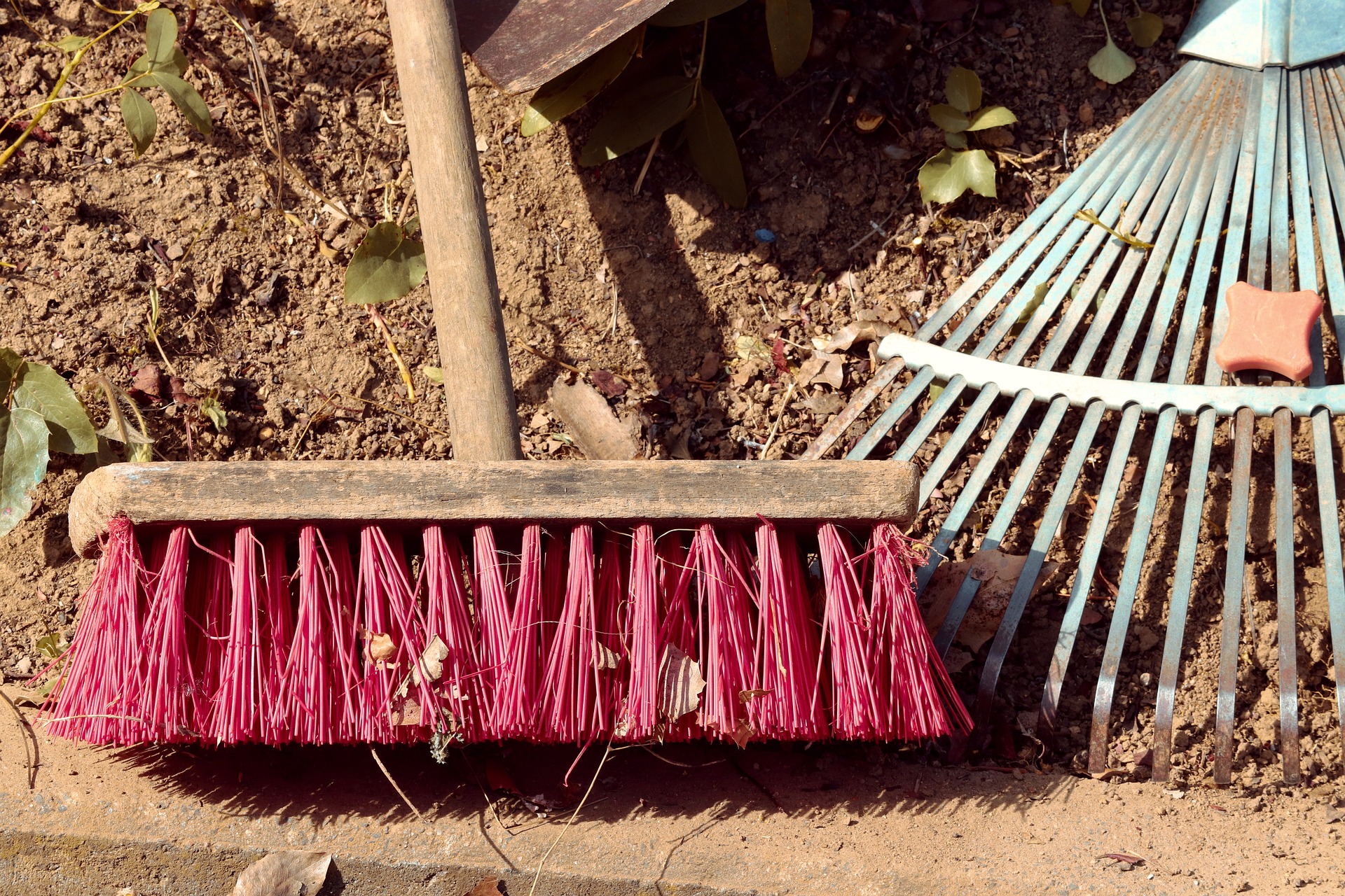 Broom a ‘dangerous weapon’ | Courthouse News Service