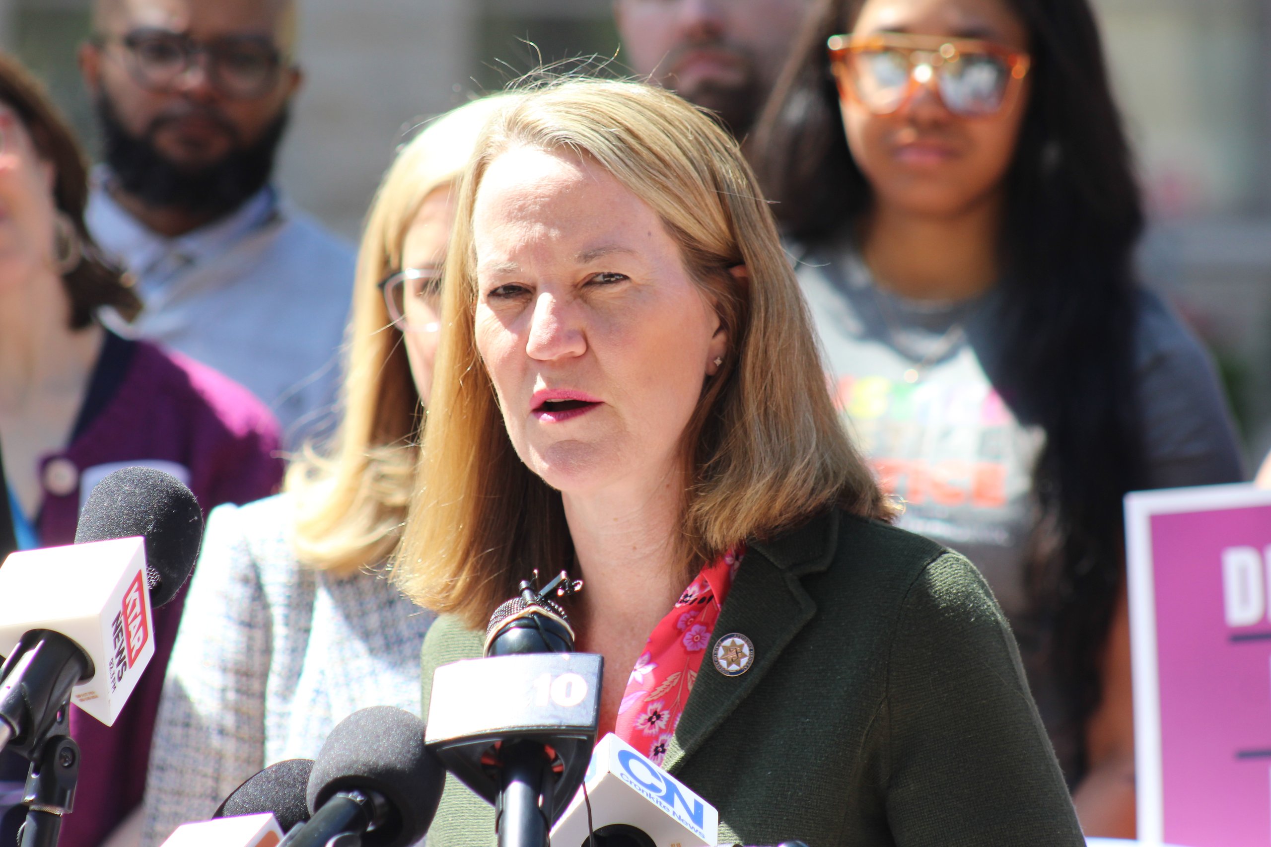 Ninth Circuit reconsiders standing in Arizona voter registration case ...