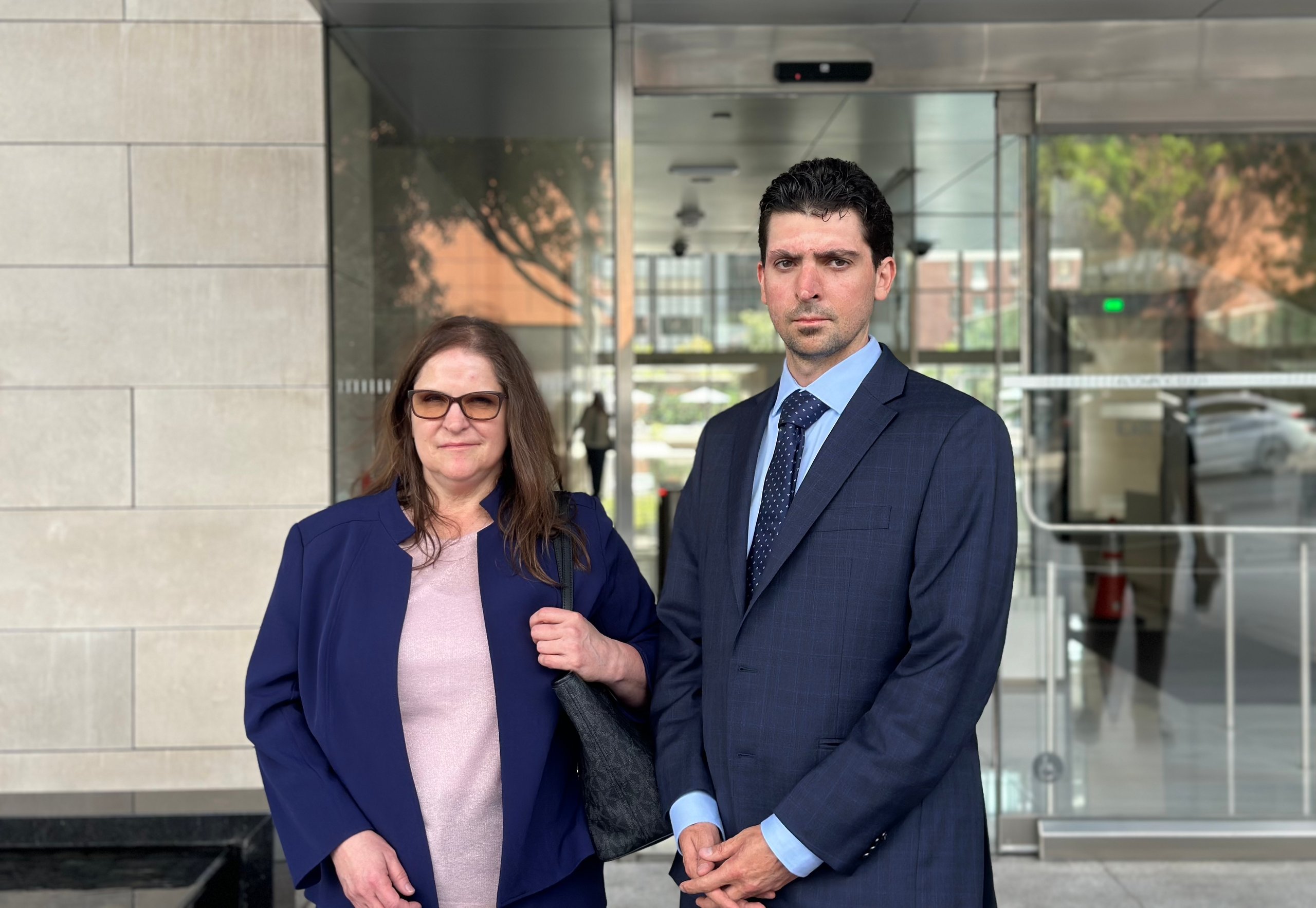 Former clients of attorney Tom Girardi detail how he hid settlement ...