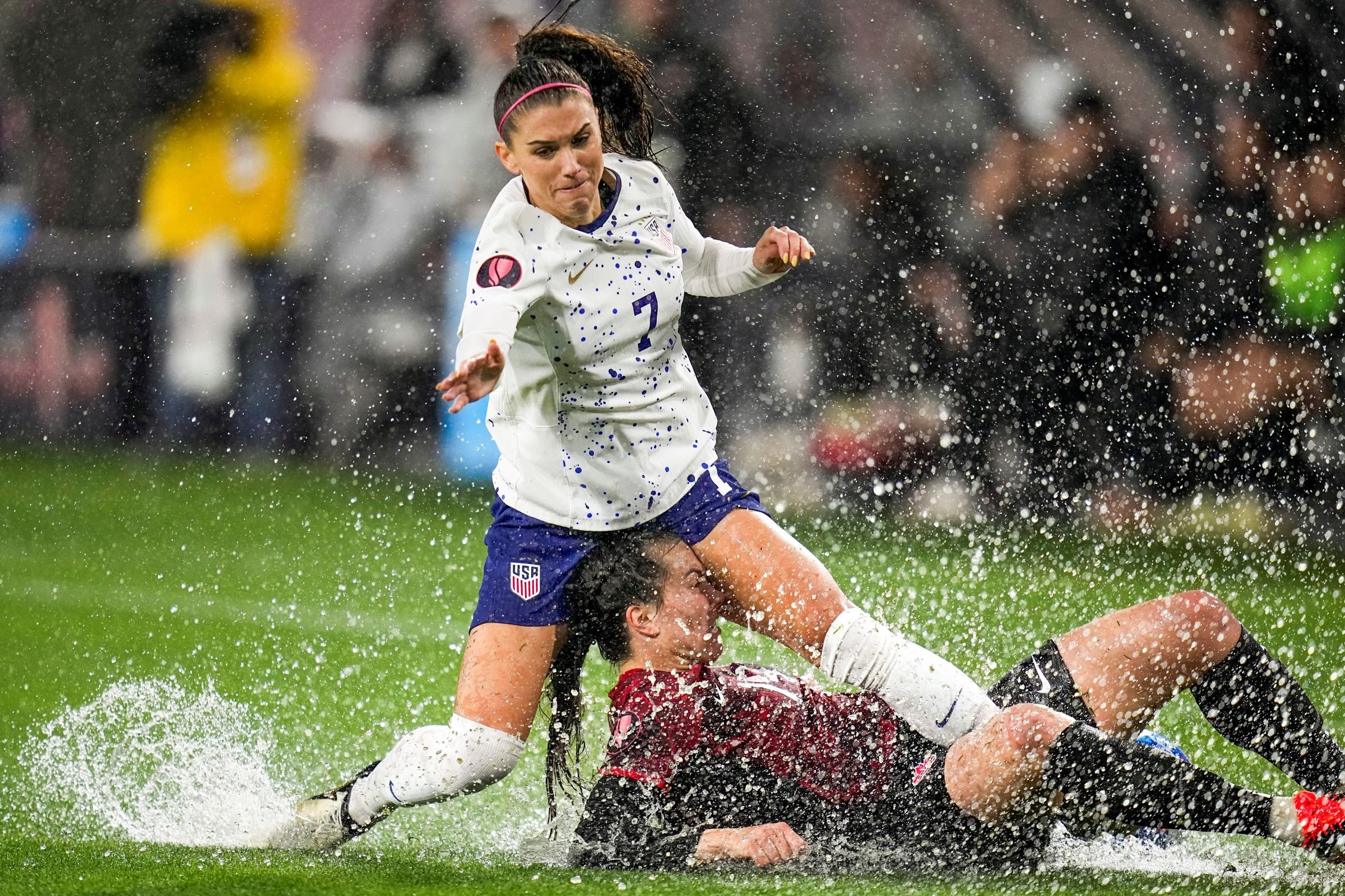 Alex Morgan retires from professional soccer and is expecting her ...