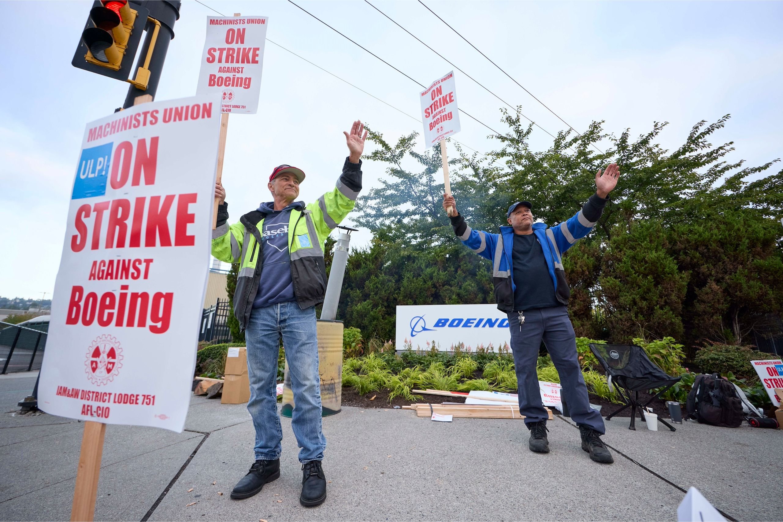 Boeing union rejects contract, will continue strike | Courthouse News ... Boeing union rejects contract, will continue strike | Courthouse News ...