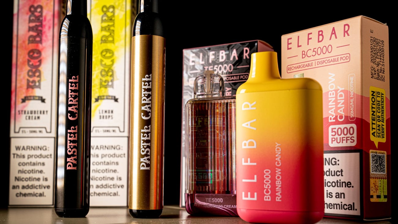 Canceled flights mean full refunds including booking fees, EU court ...