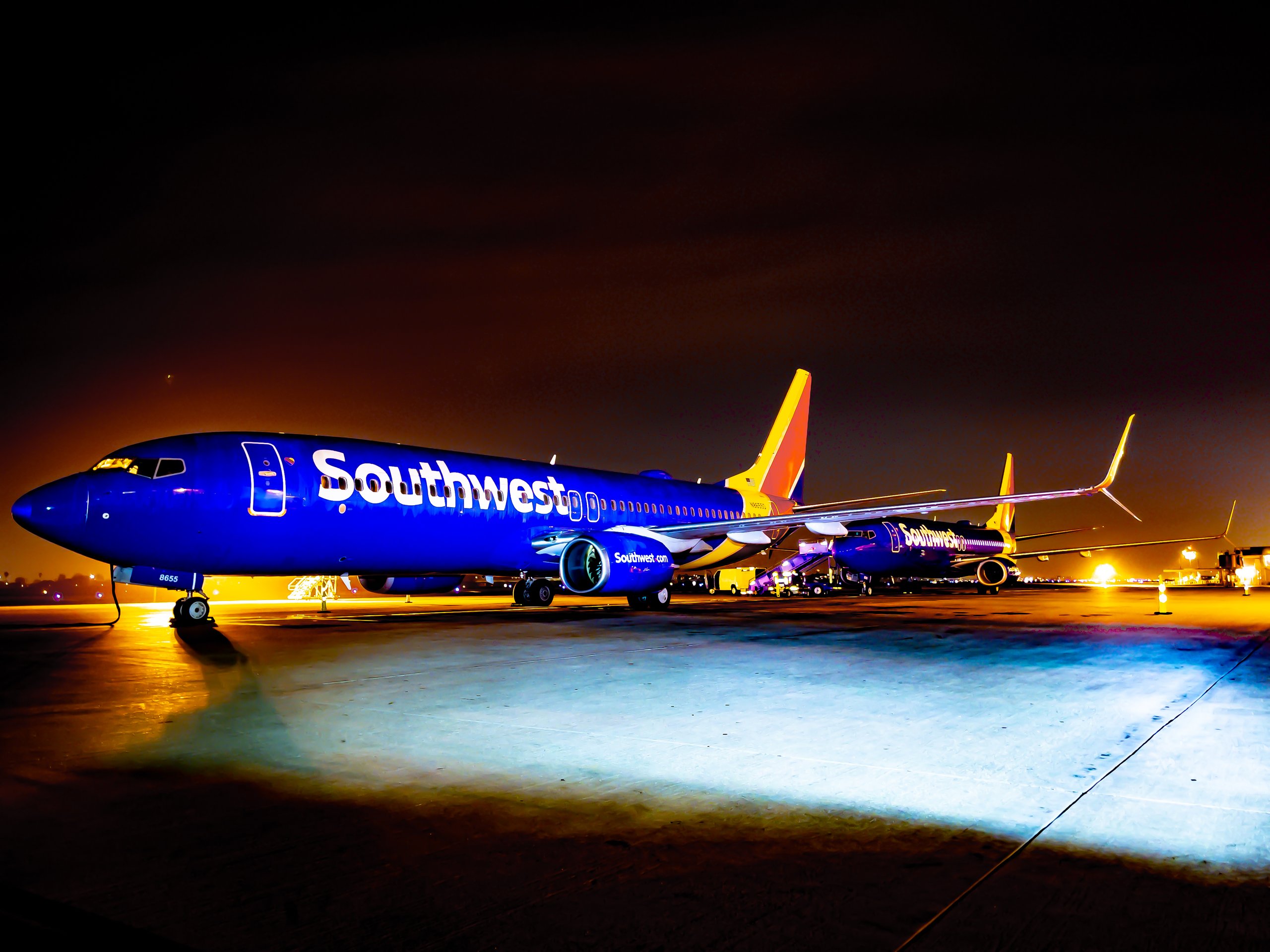 California, national airlines announce sustainable jet fuel partnership ...