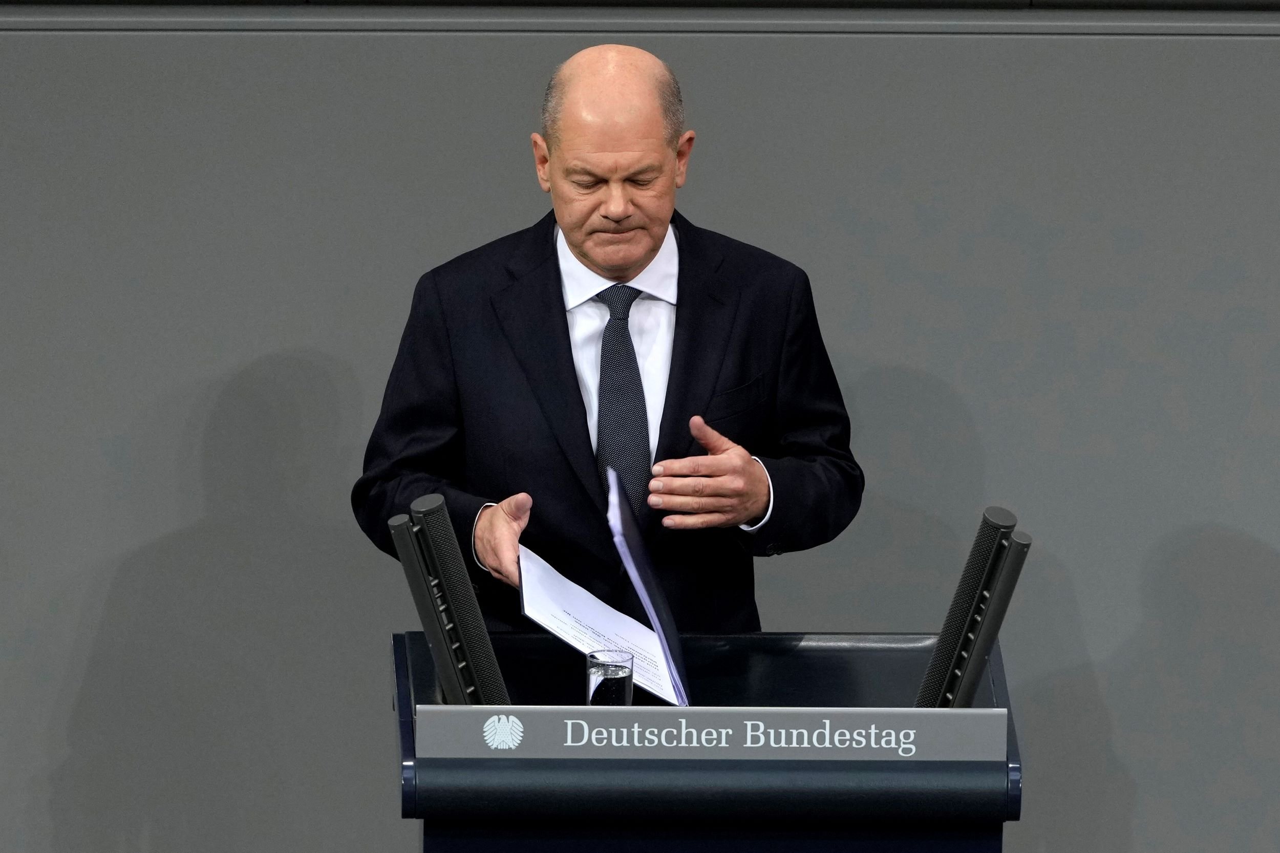 German Chancellor Olaf Scholz loses confidence vote, paving way for snap elections | Courthouse ...