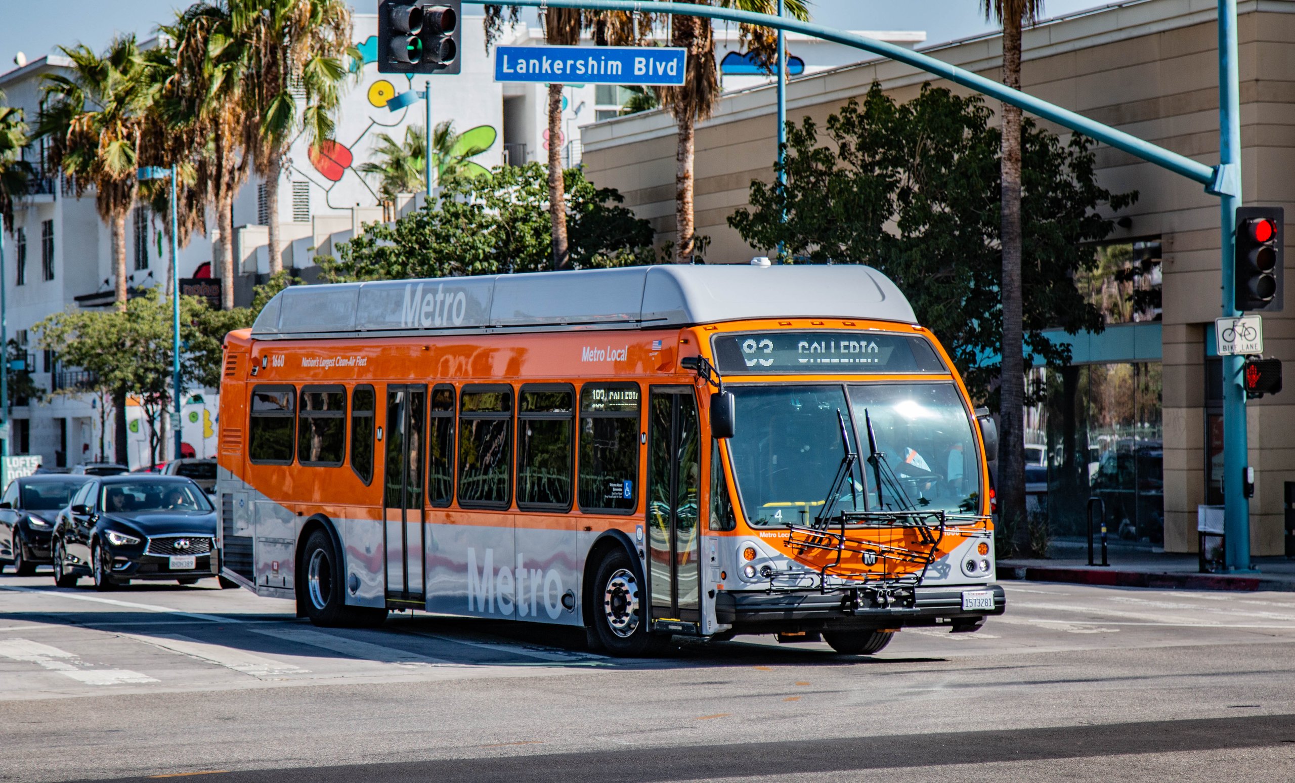Man arraigned on charges of hijacking LA Metro bus, killing passenger ...