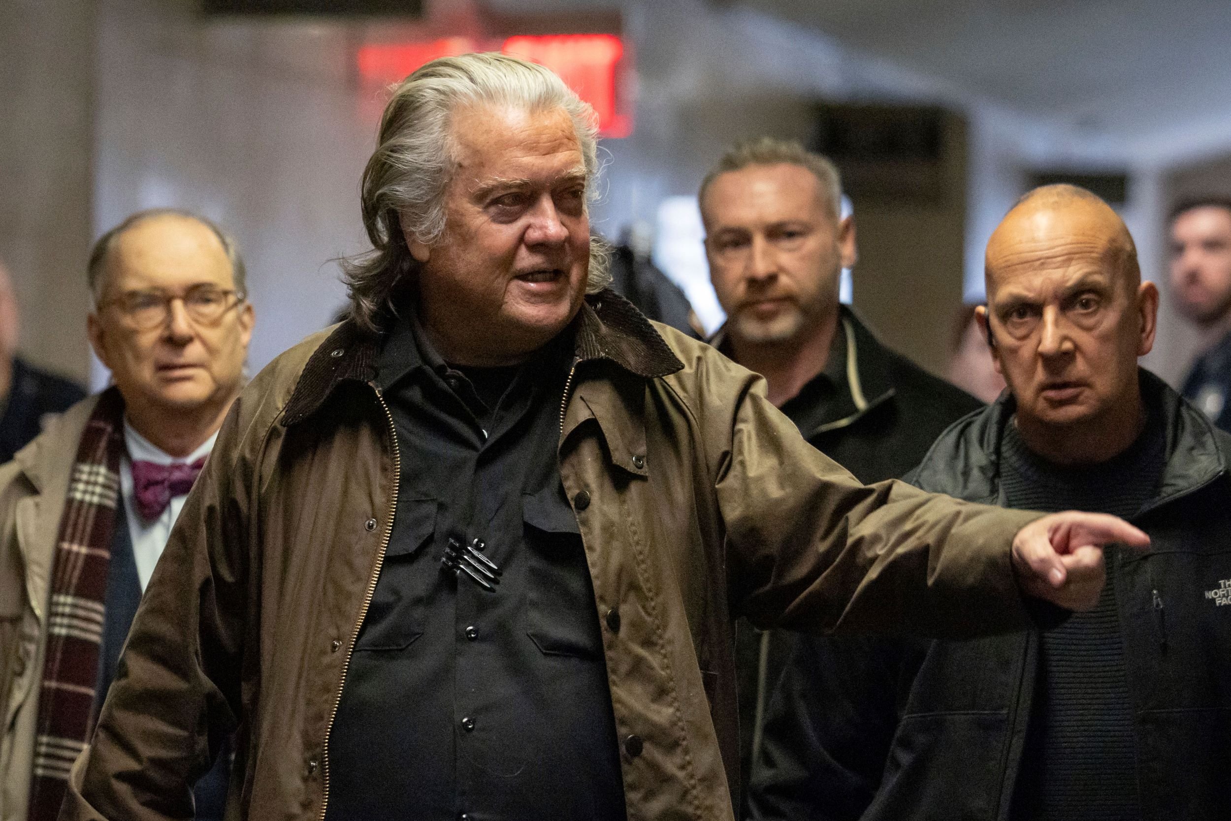 Steve Bannon pleads guilty to felony charge in ‘We Build the Wall’ case ...