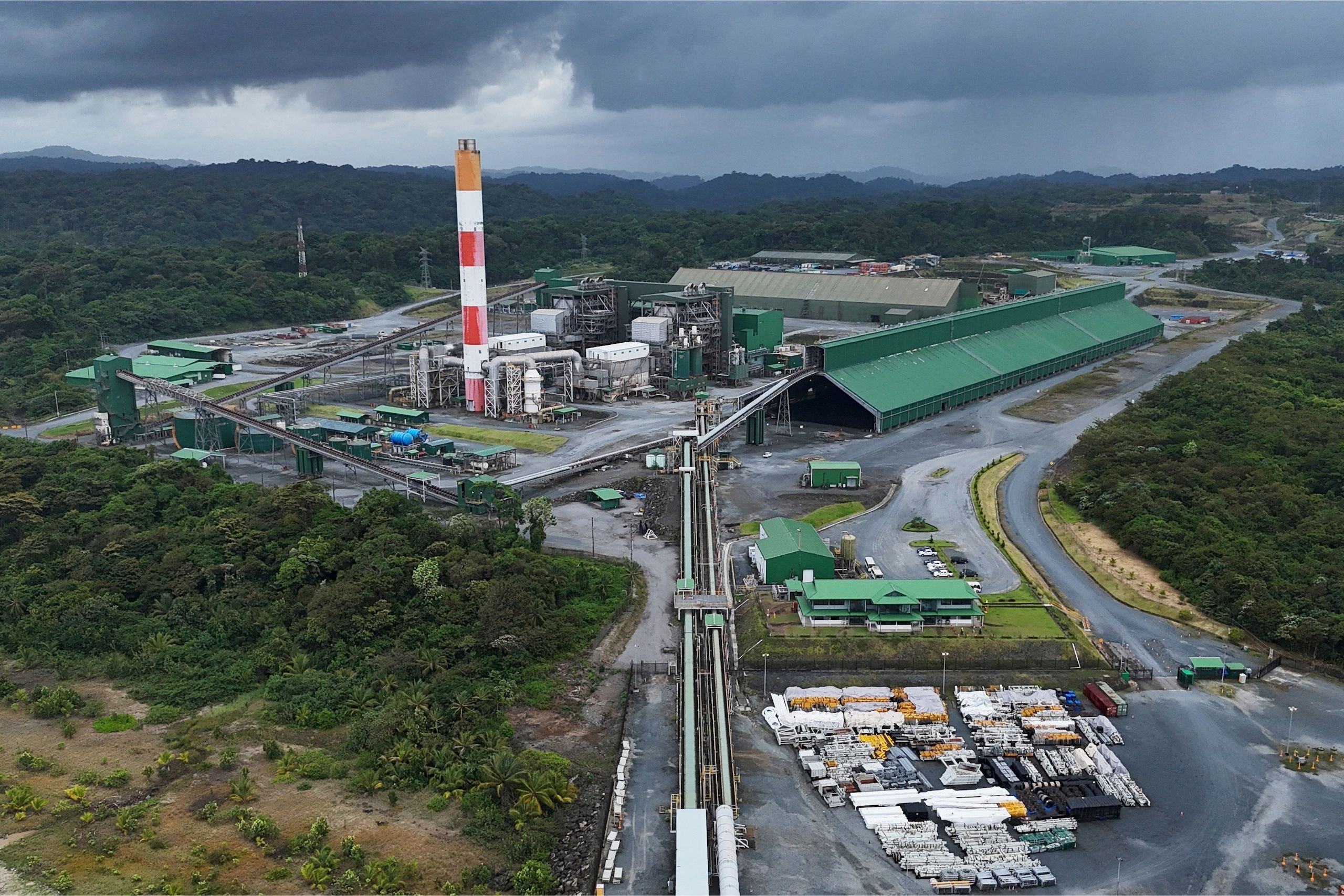 Panama reopens talks about the future of a controversial copper mine ...
