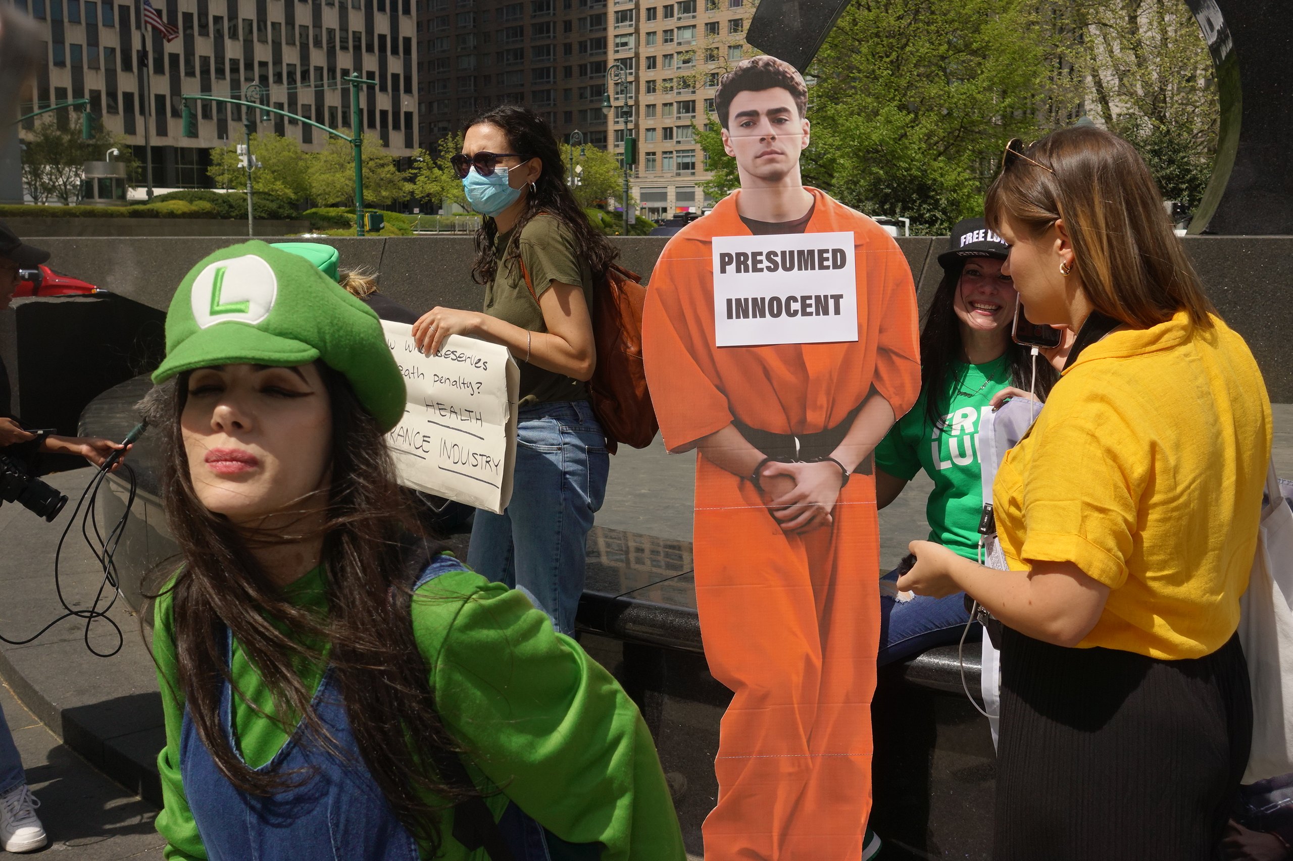 Prosecutors say UnitedHealthcare CEO slaying suspect Luigi Mangione is ...