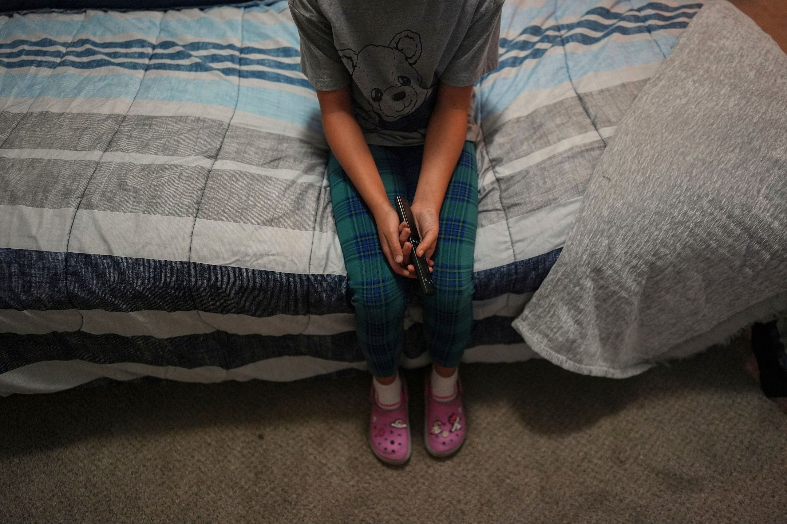 Judge halts Trump administration from ending humanitarian parole for people from four countries ...