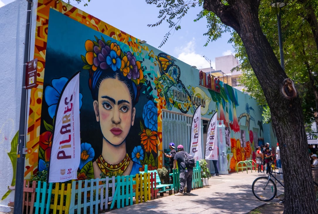 11th Circuit wades into tug of war over Frida Kahlo's image ...