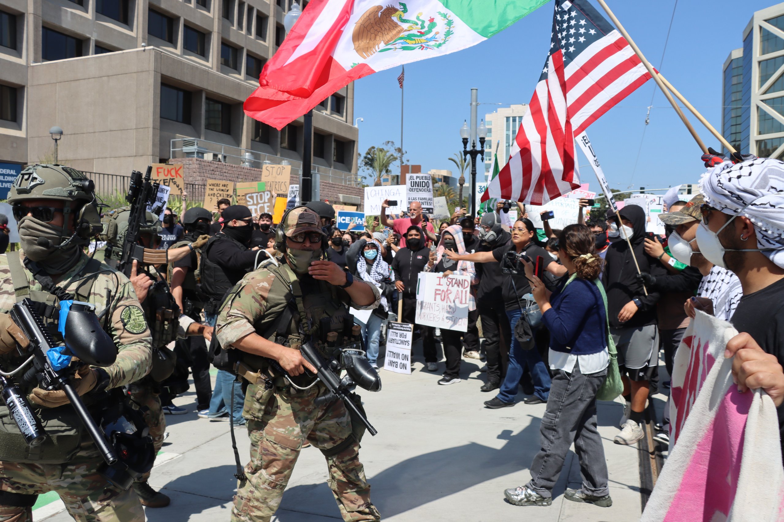 Federal law enforcement uses tear gas on anti-ICE protesters in Santa ...
