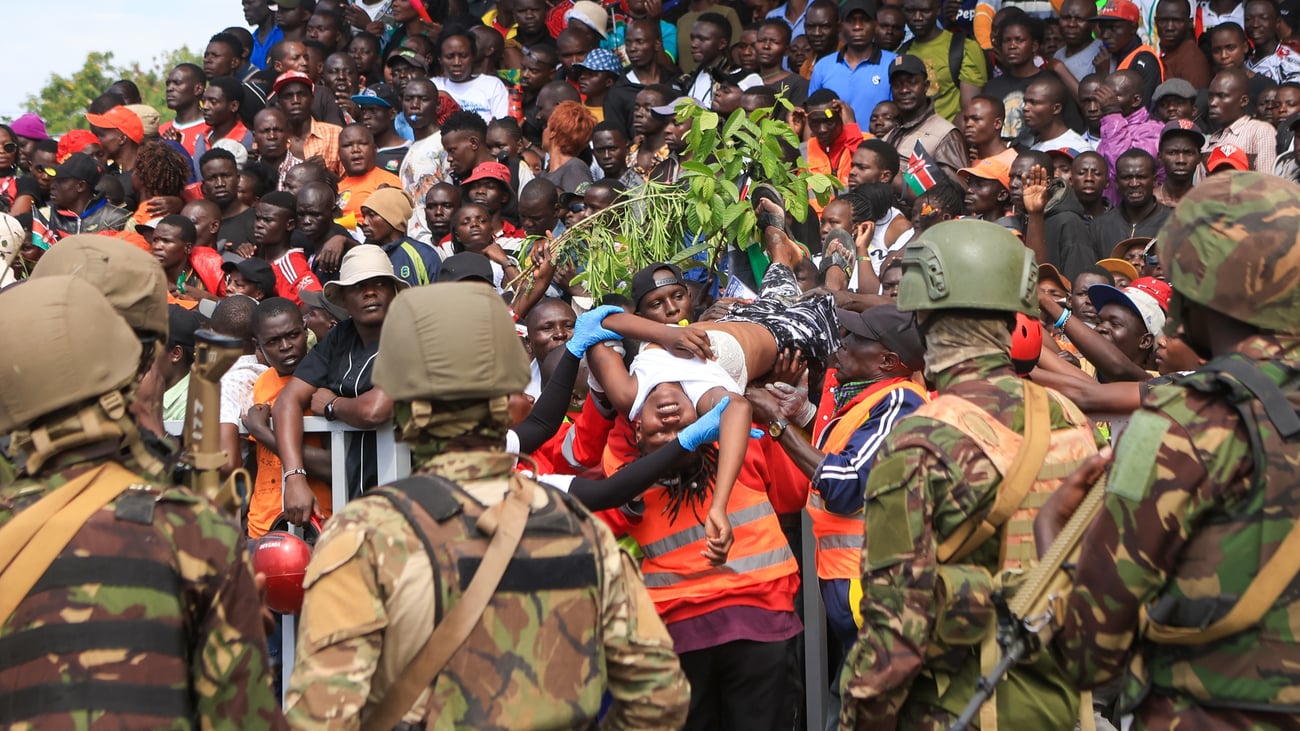 Trump calls Colombia's Petro an 'illegal drug leader' and announces an ...