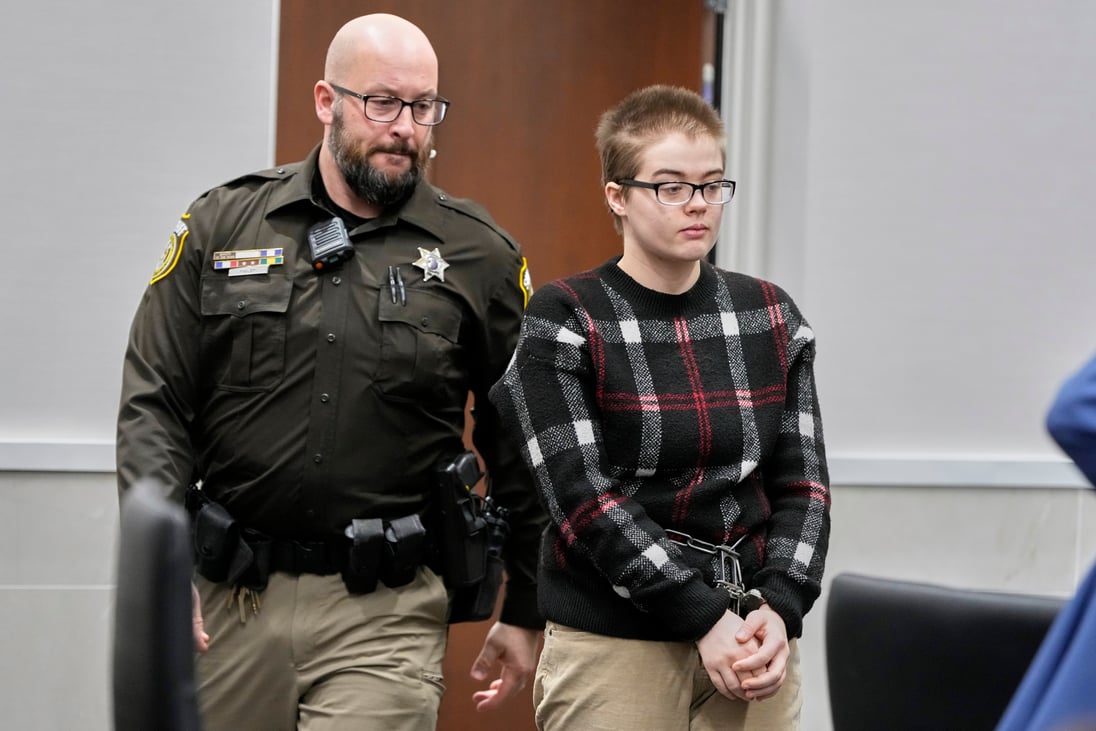 Slender Man stabbing defendant in custody after escape attempt went ...