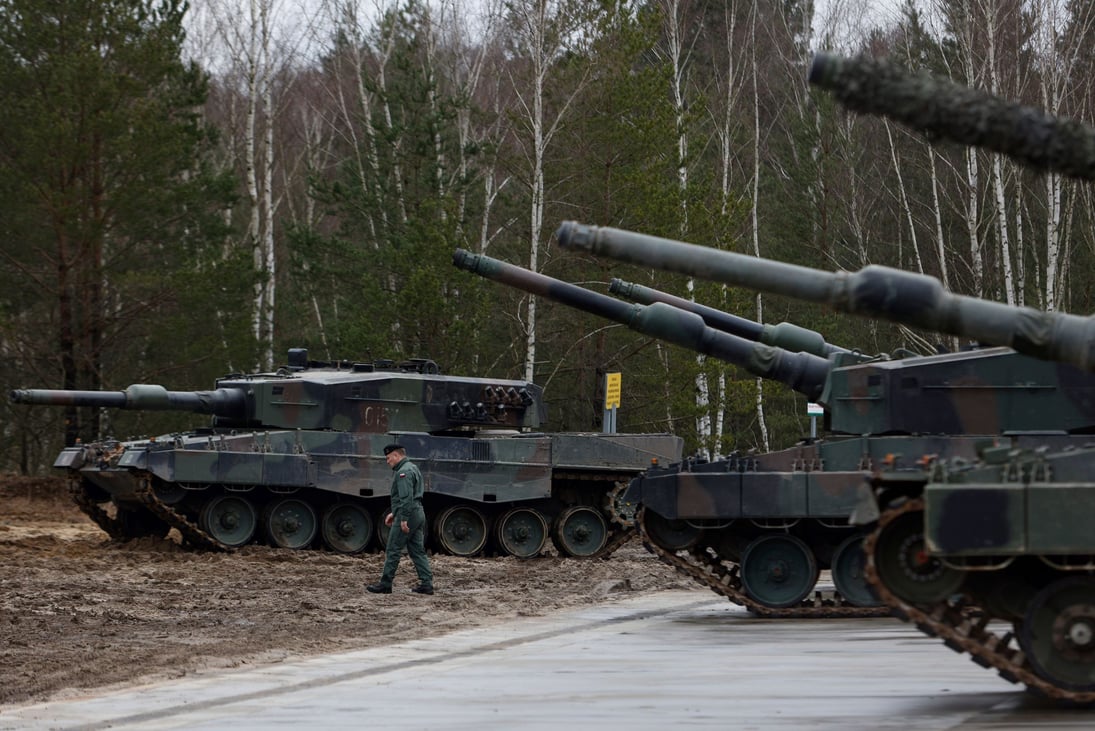 EU wants to make it easier to deploy tanks and troops at short notice ...