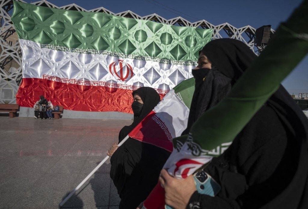 Iran government building attacked as top prosecutor responds to ...