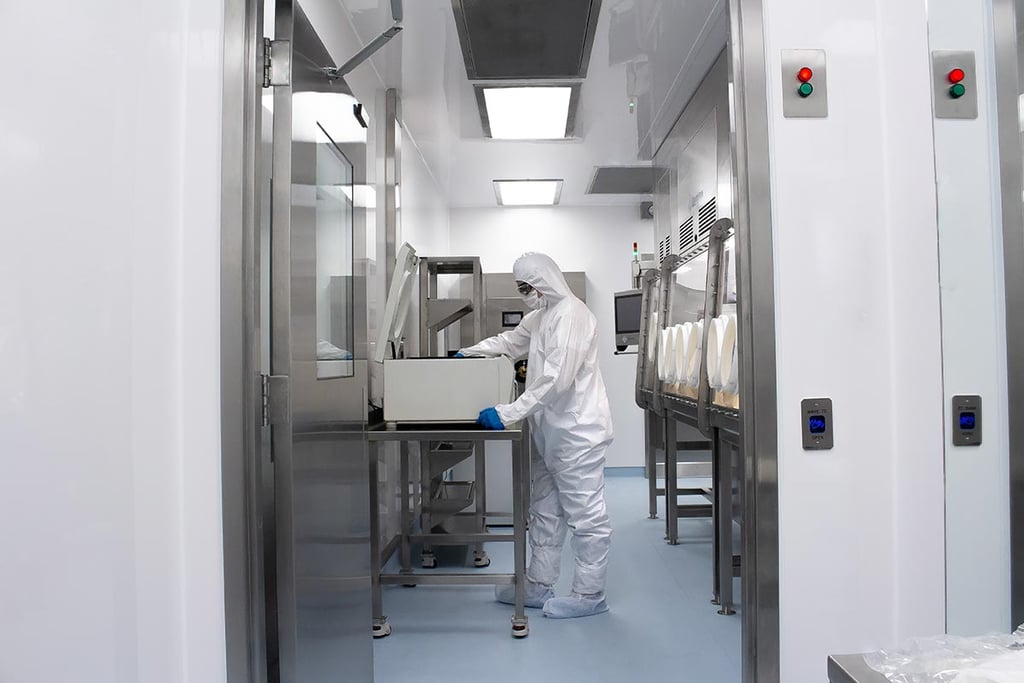 Mobile vs. Modular Cleanrooms: What's the Difference?