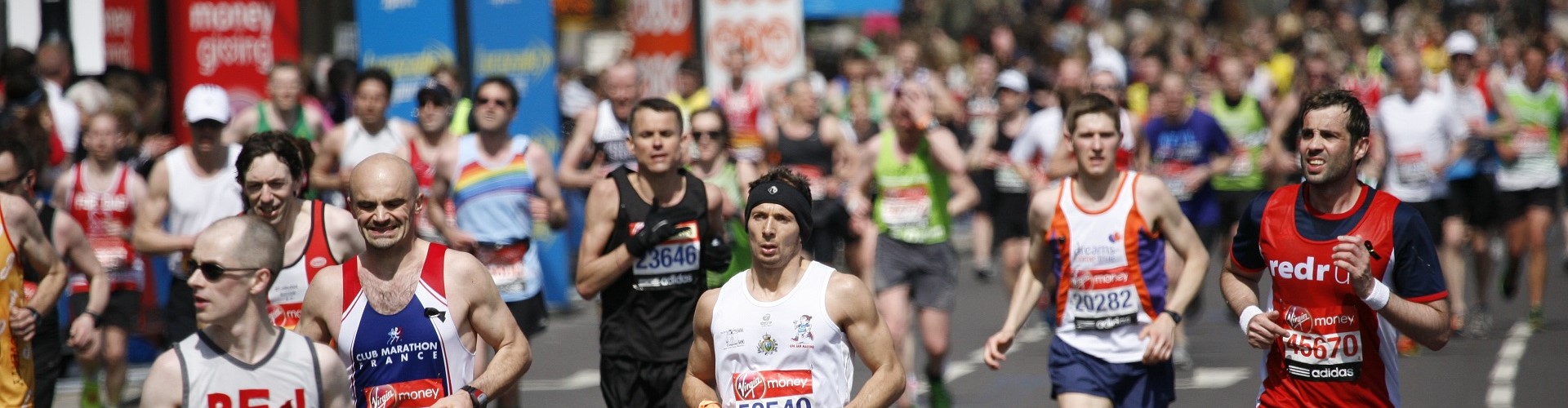 The Ultimate Guide to Watching The London Marathon | Strawberry Tours