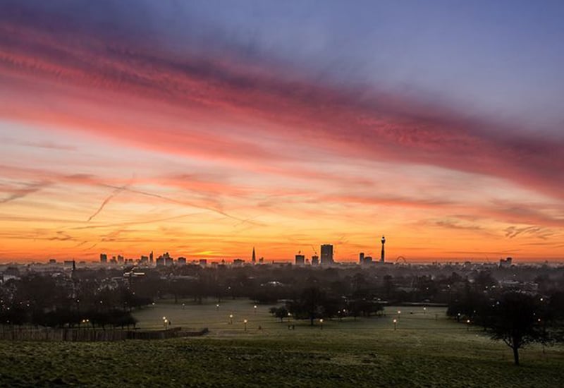 The Ultimate Guide to Visiting Primrose Hill | Strawberry Tours