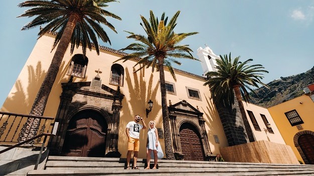 Free Garachico Tour Tenerife | Strawberry Tours