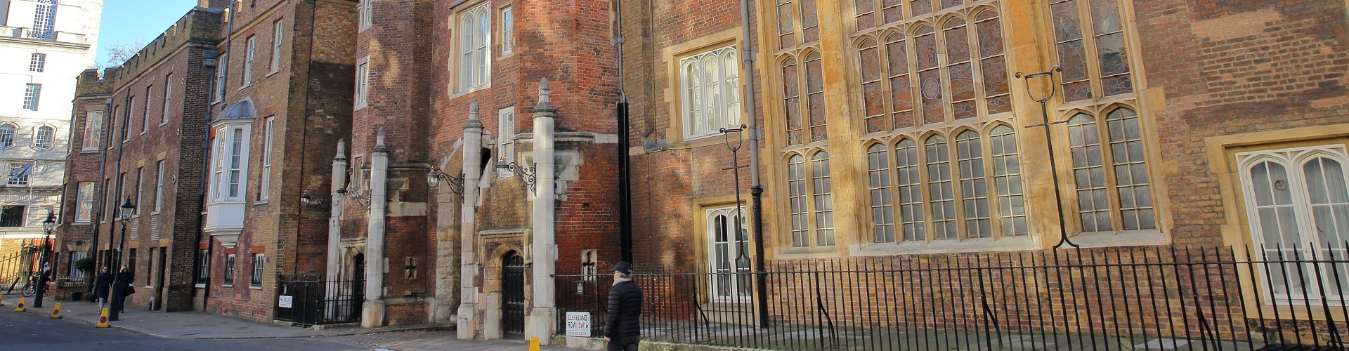 The Ultimate Guide to Visiting St James's Palace in 2025 | Strawberry Tours